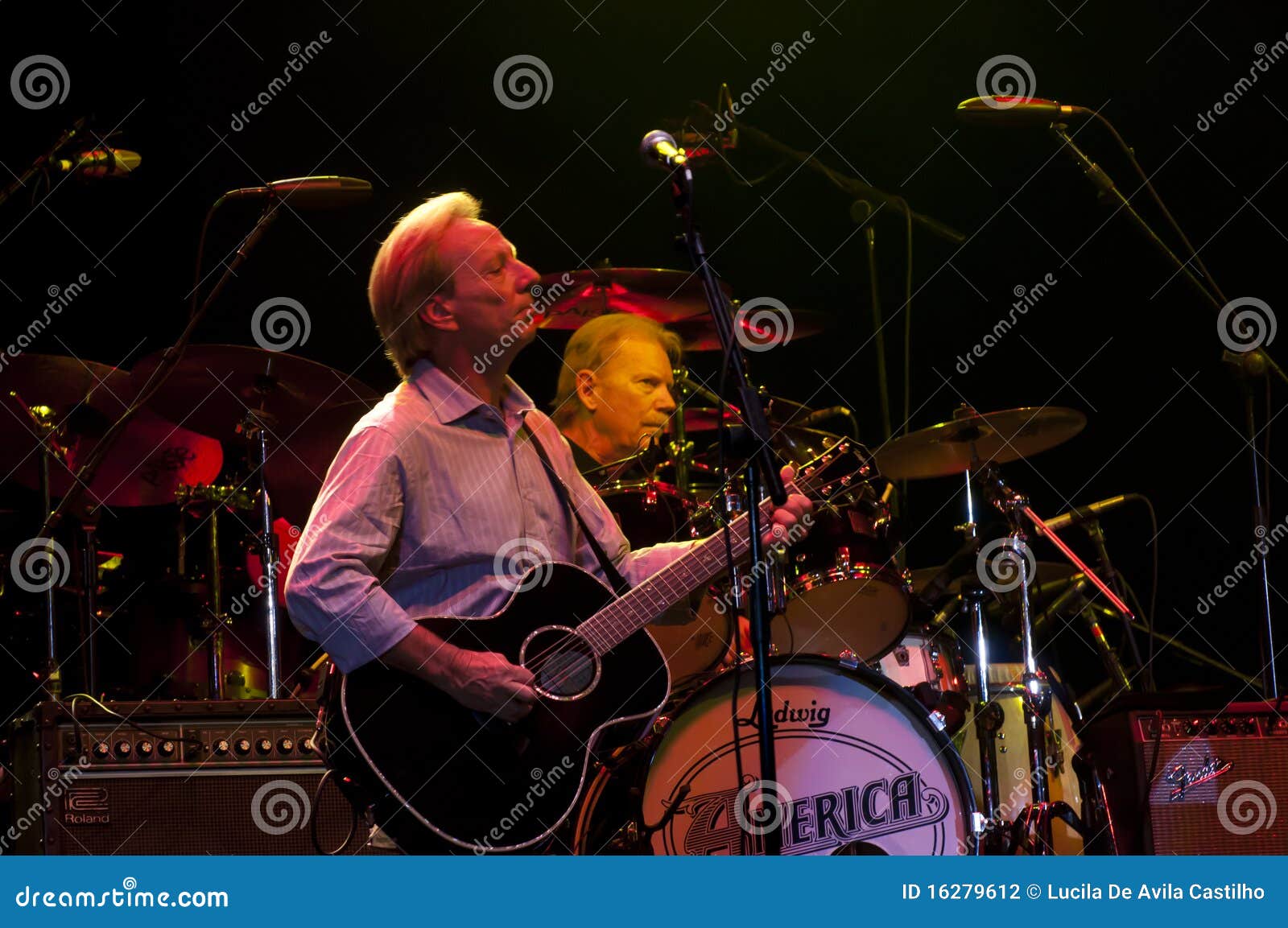 America Band Rock Show editorial photography. Image of song - 16279612