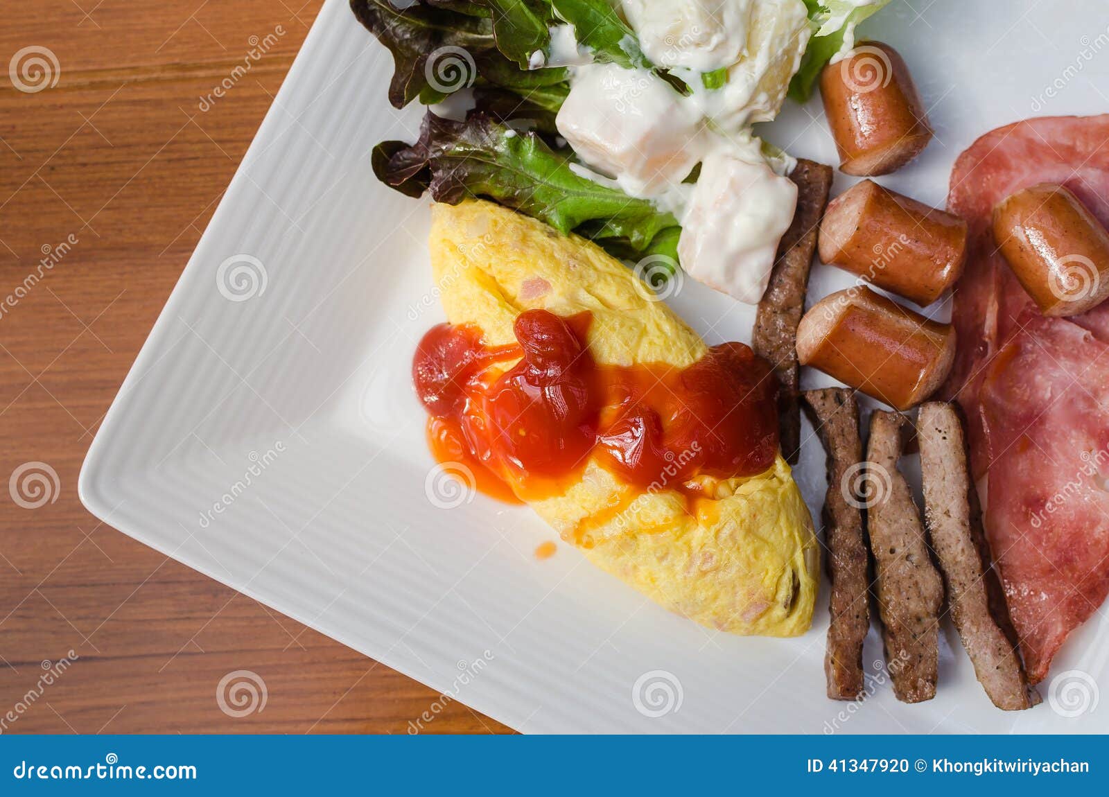 American Breakfast on Plate Stock Photo - Image of fried, meal: 41347920