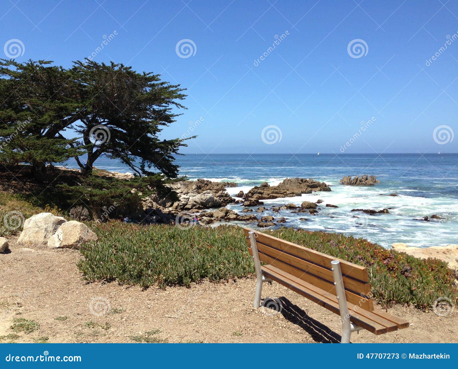The American Coast and Benches Stock Image - Image of coast, cool: 47707273