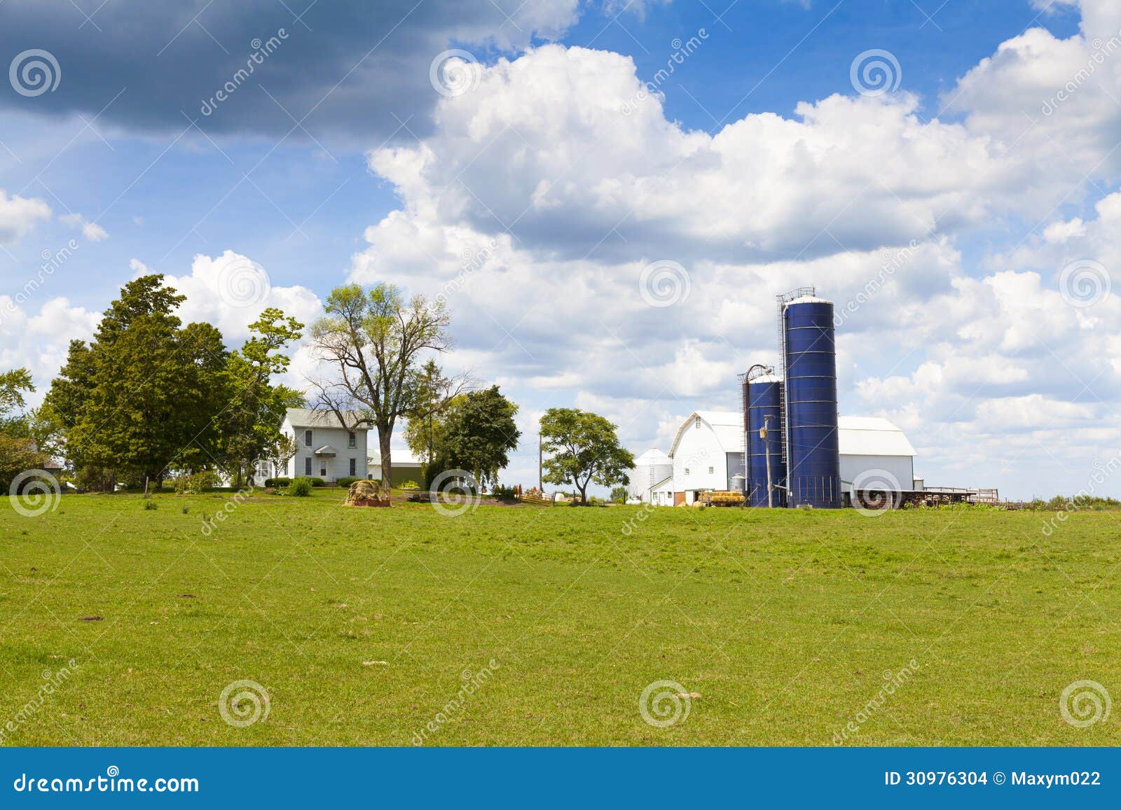 American Countryside stock photo. Image of land, clouds - 30976304