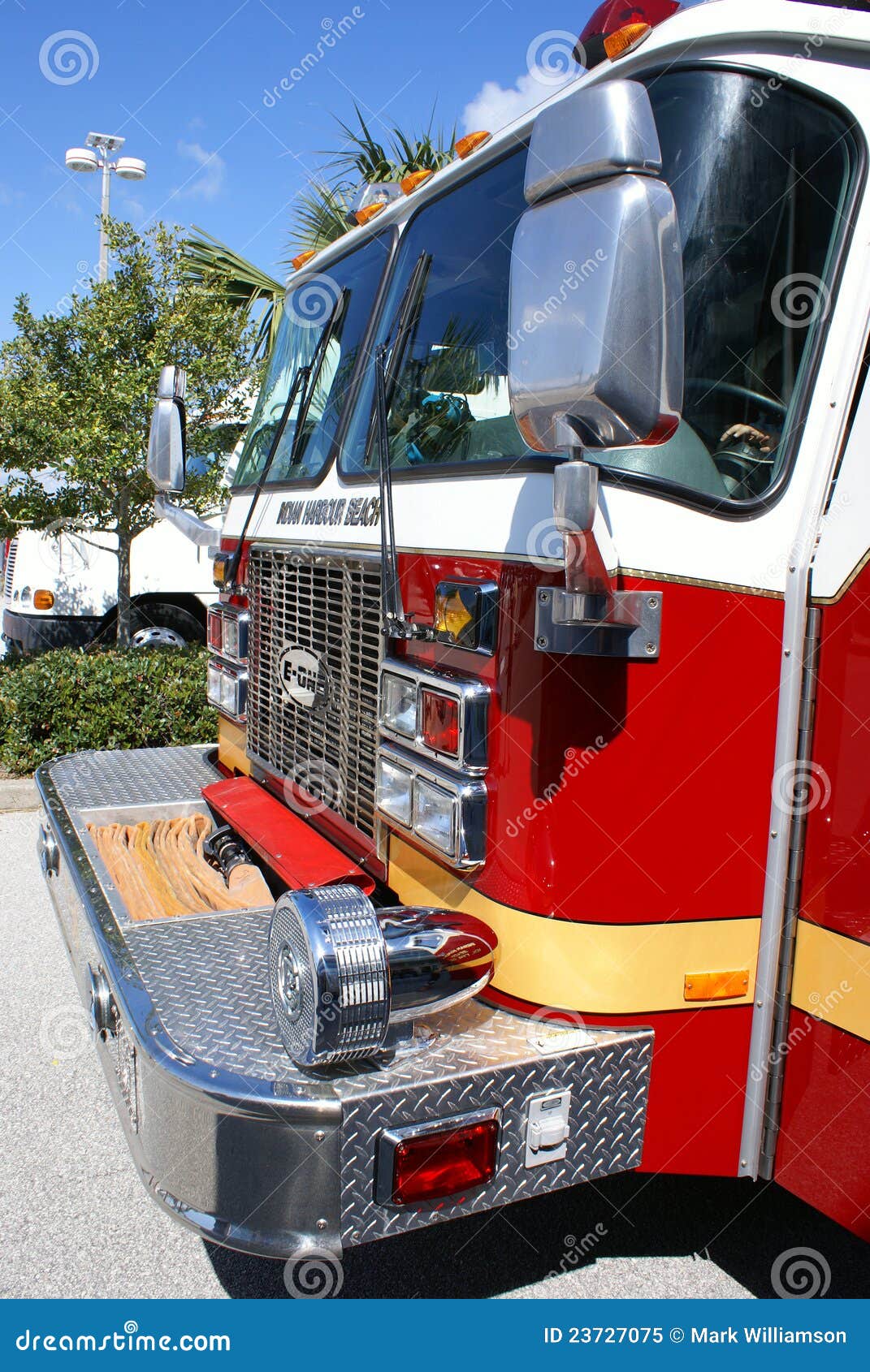 American fire truck editorial image. Image of service - 23727075