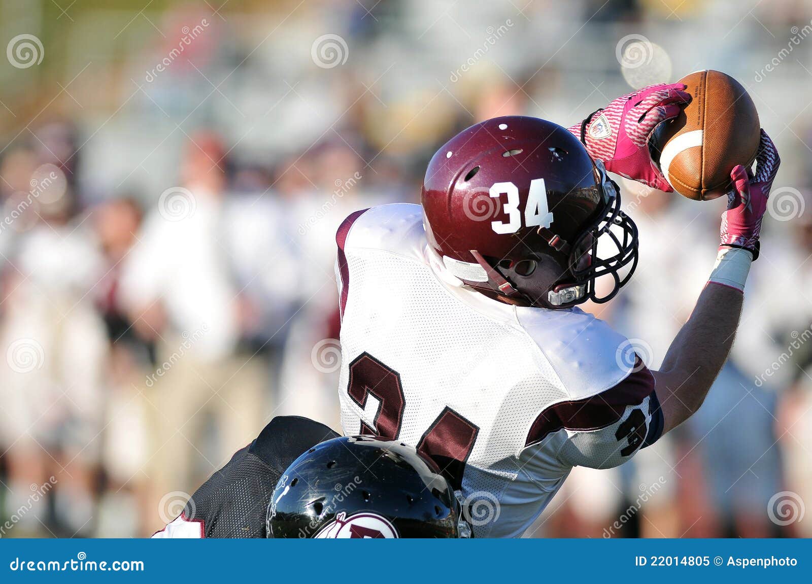 American football catch editorial image. Image of reception - 22014805