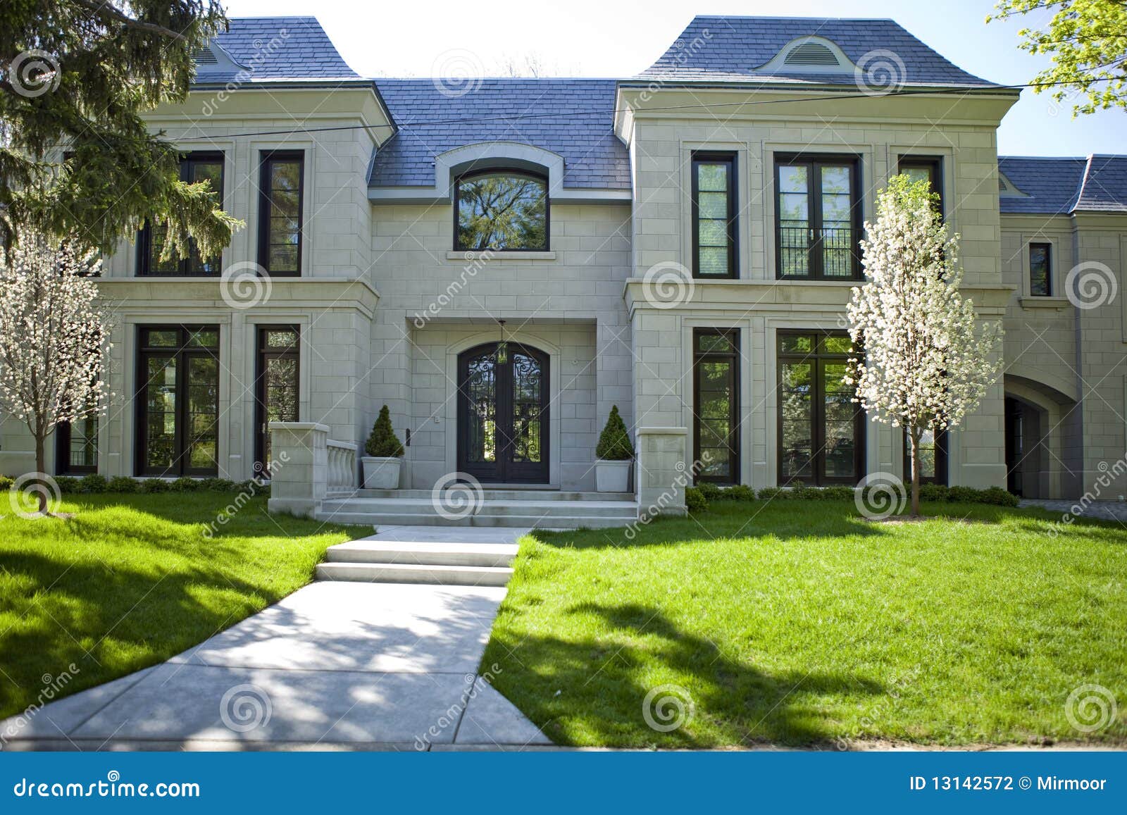 American home and garden. stock photo. Image of exterior - 13142572