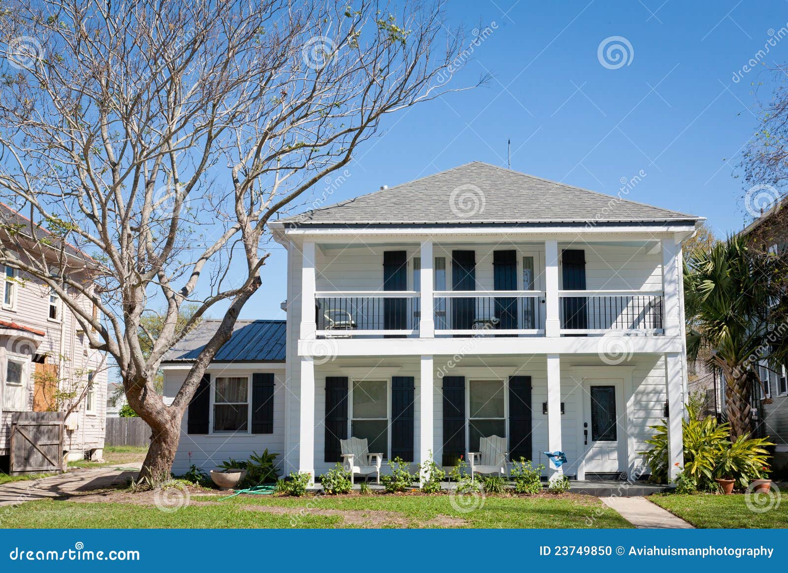 American Home: Southern-Style Mansion Stock Photo - Image of home ...