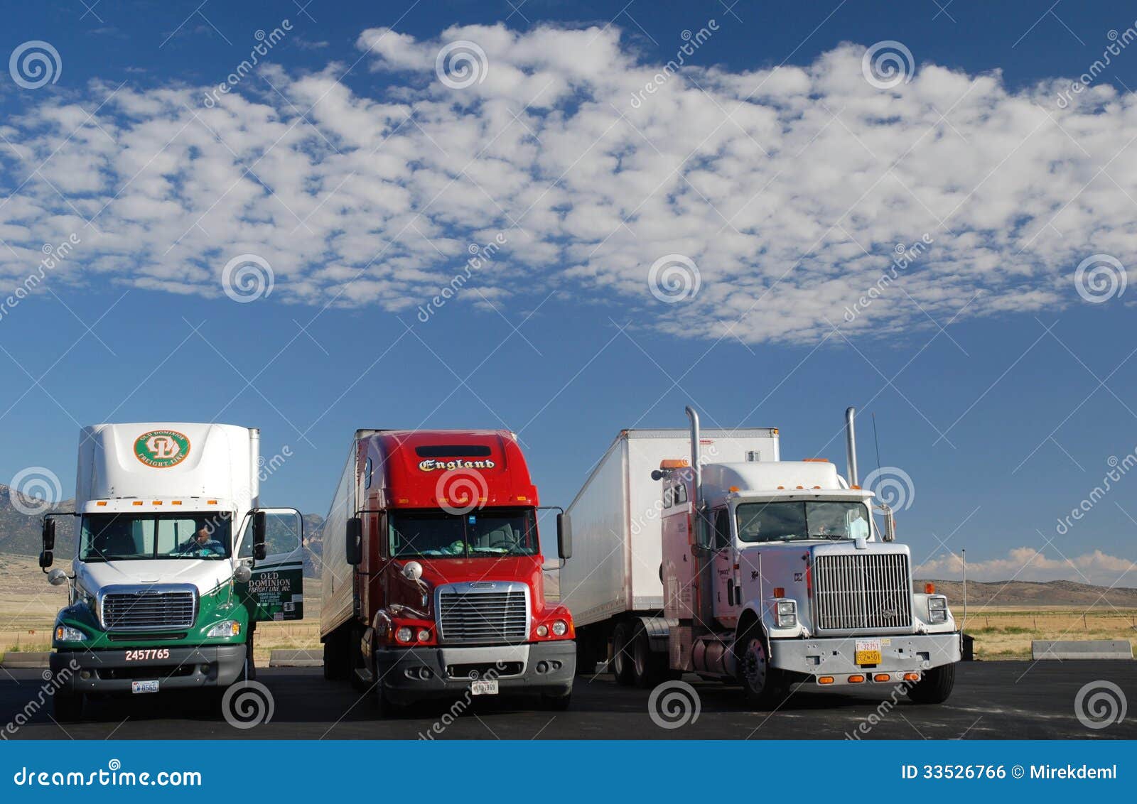 American trucks editorial photo. Image of transport, logistics - 33526766