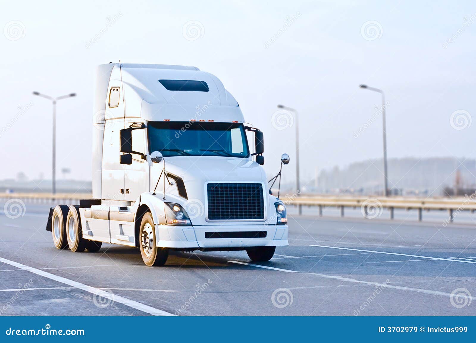 Amerikansk lastbil fotografering för bildbyråer. Bild av fartyg - 3702979