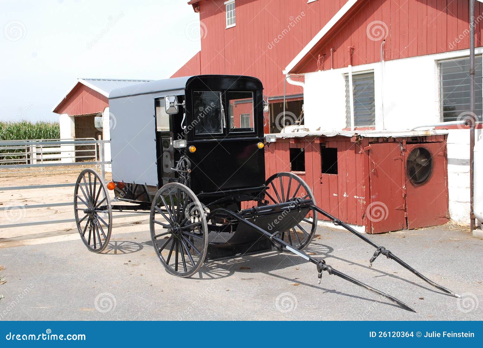 Amish Buggy stock photo. Image of barn, building, pennsylvania - 26120364