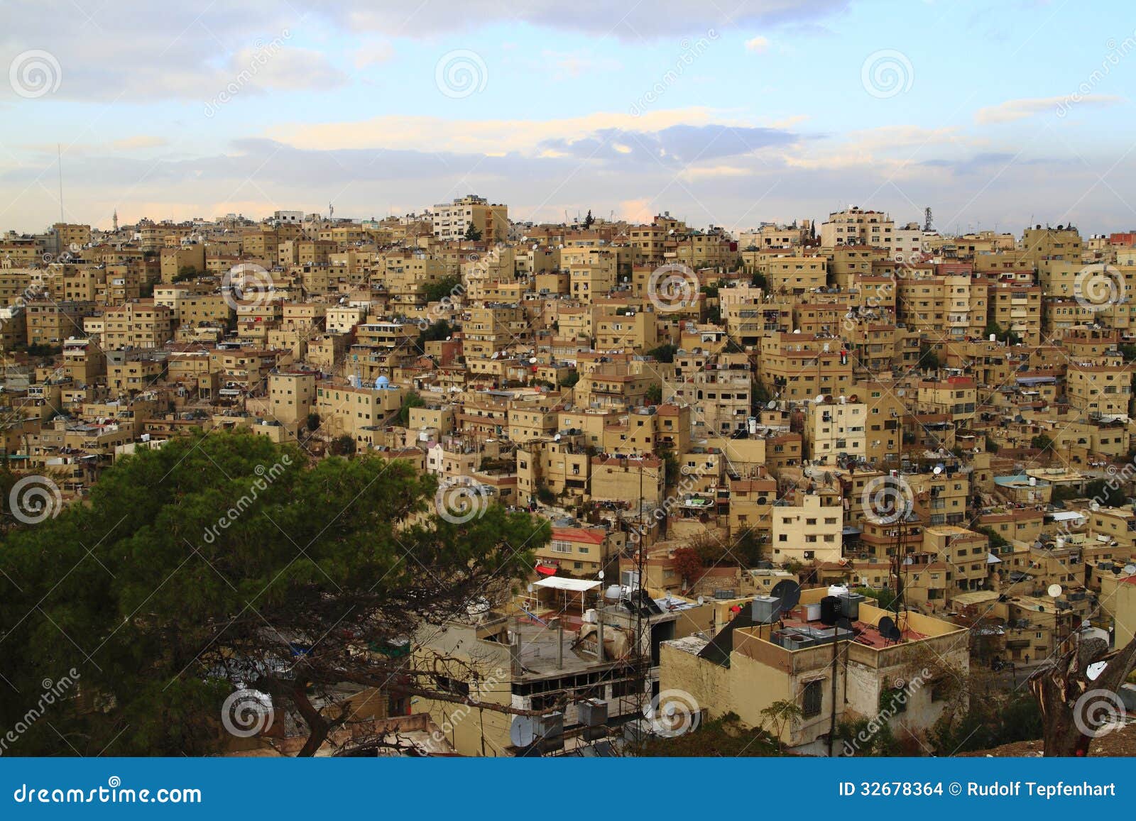 Amman foto de archivo. Imagen de espléndido, jordania - 32678364