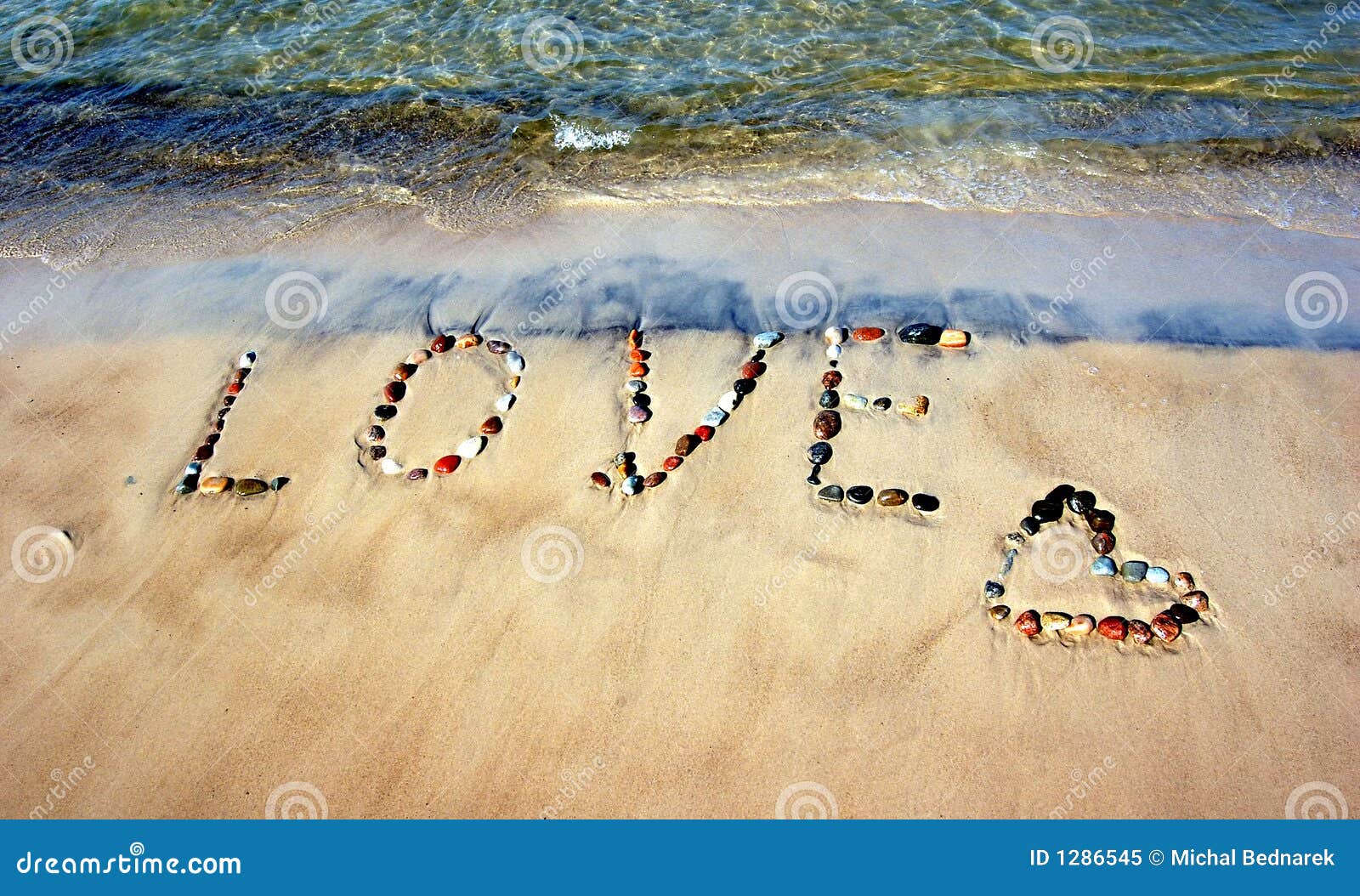 AMOR Da Palavra Na Areia Da Praia Imagem de Stock - Imagem de escreva ...