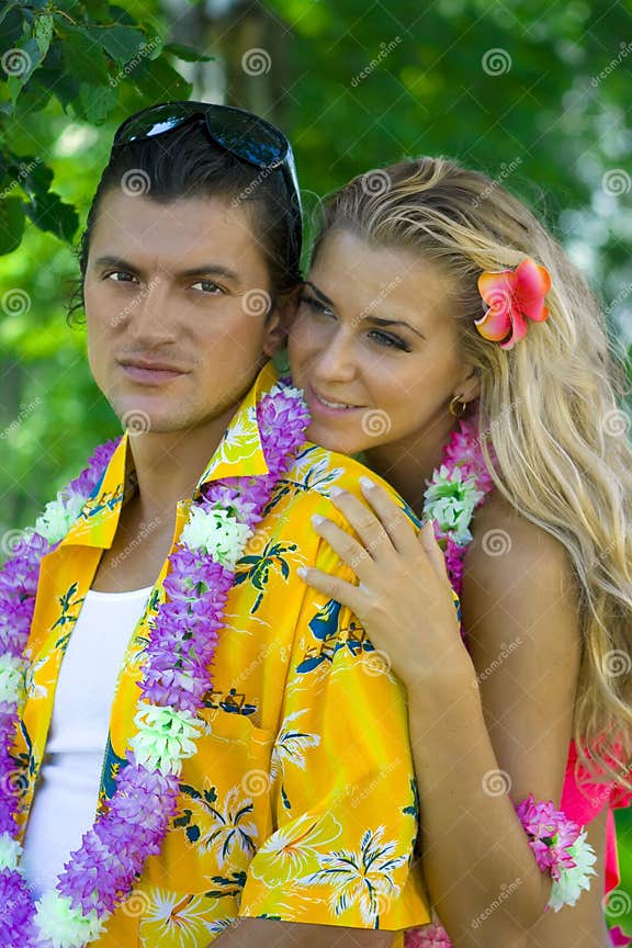 Amor de Hawaii imagen de archivo. Imagen de pares, casado - 6967675