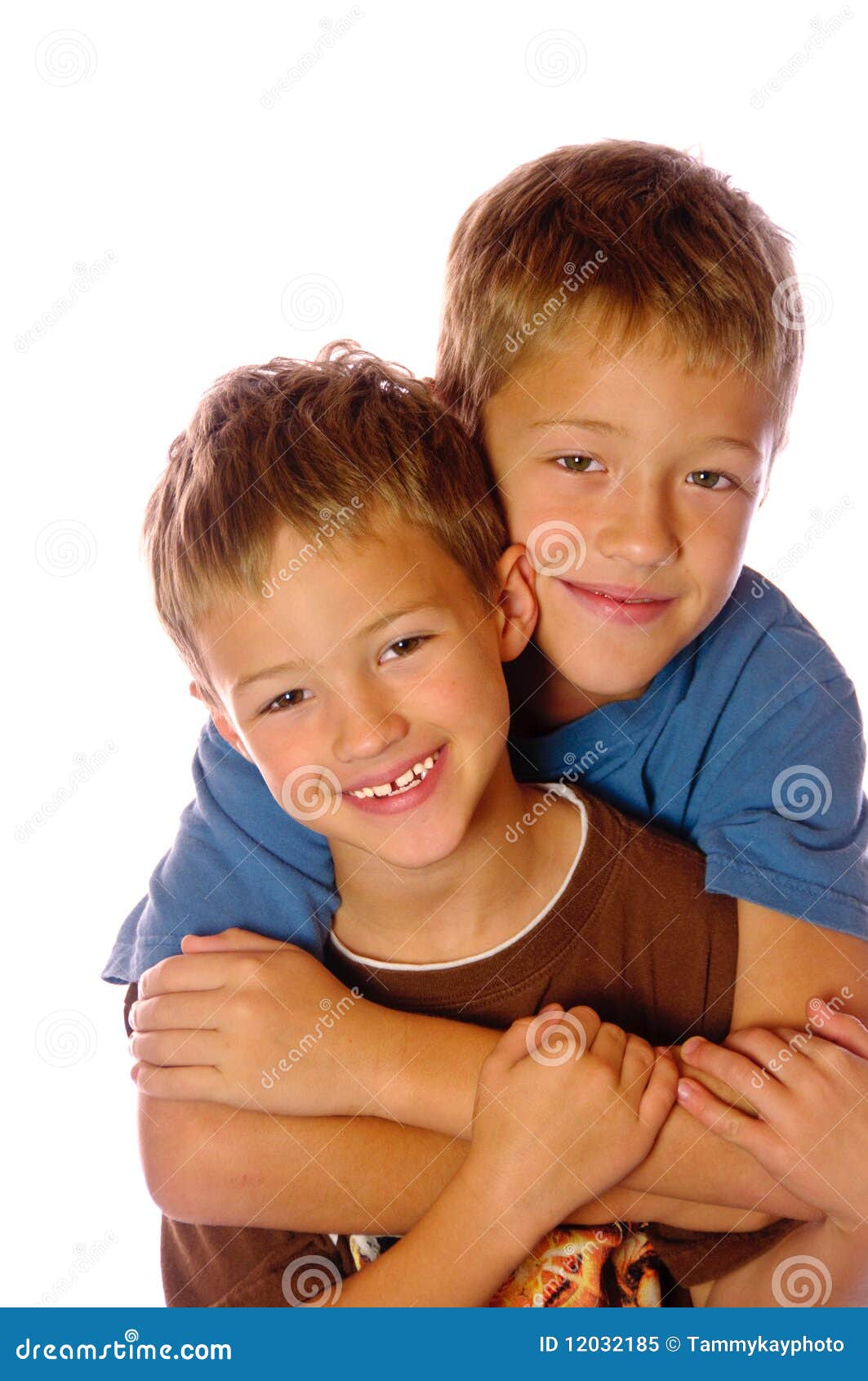 Amor fraternal imagem de stock. Imagem de meninos, macho - 12032185