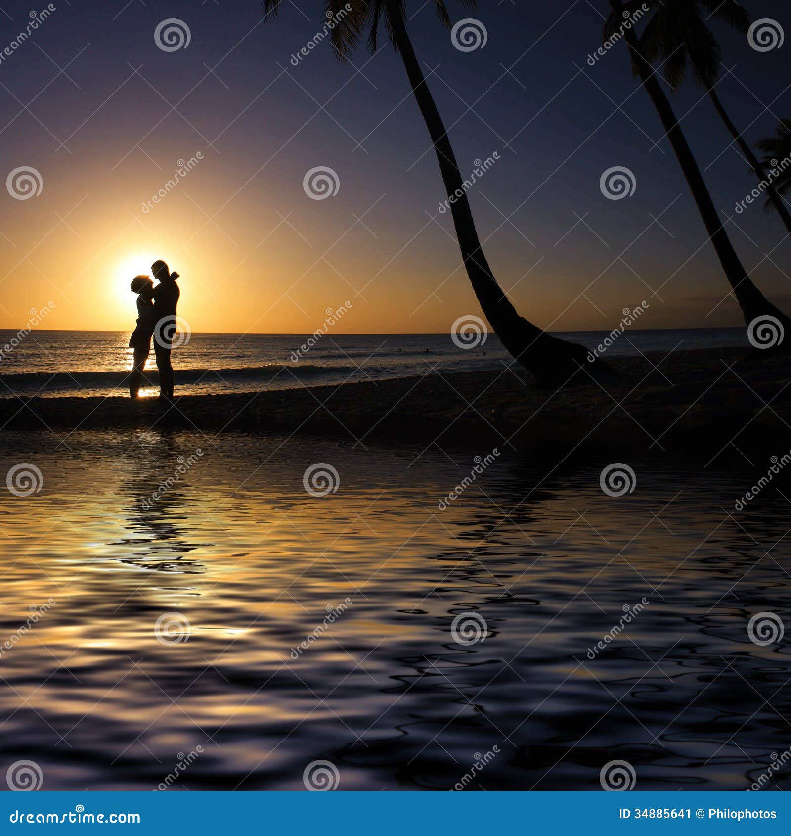 Amor na praia imagem de stock. Imagem de você, sunset - 34885641