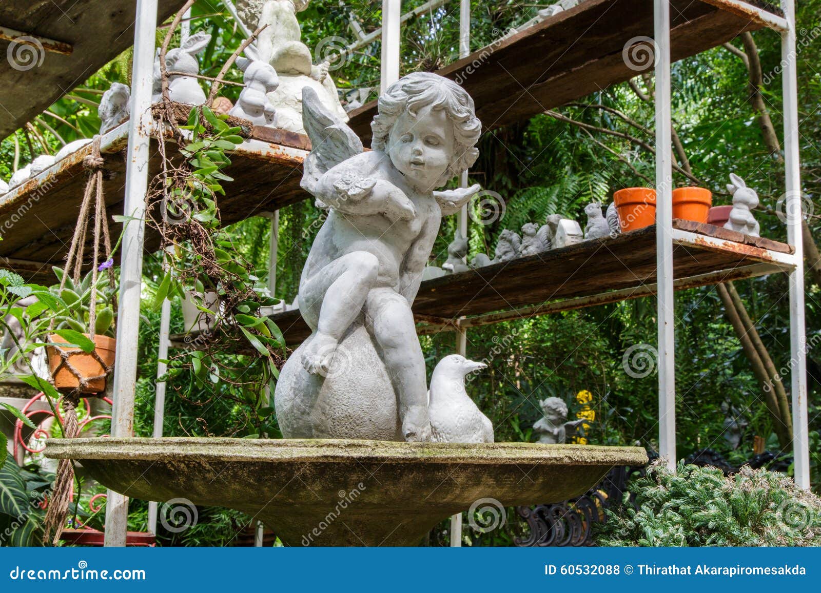 Amor-Statue stockfoto. Bild von pfeil, gefühl, karte - 60532088