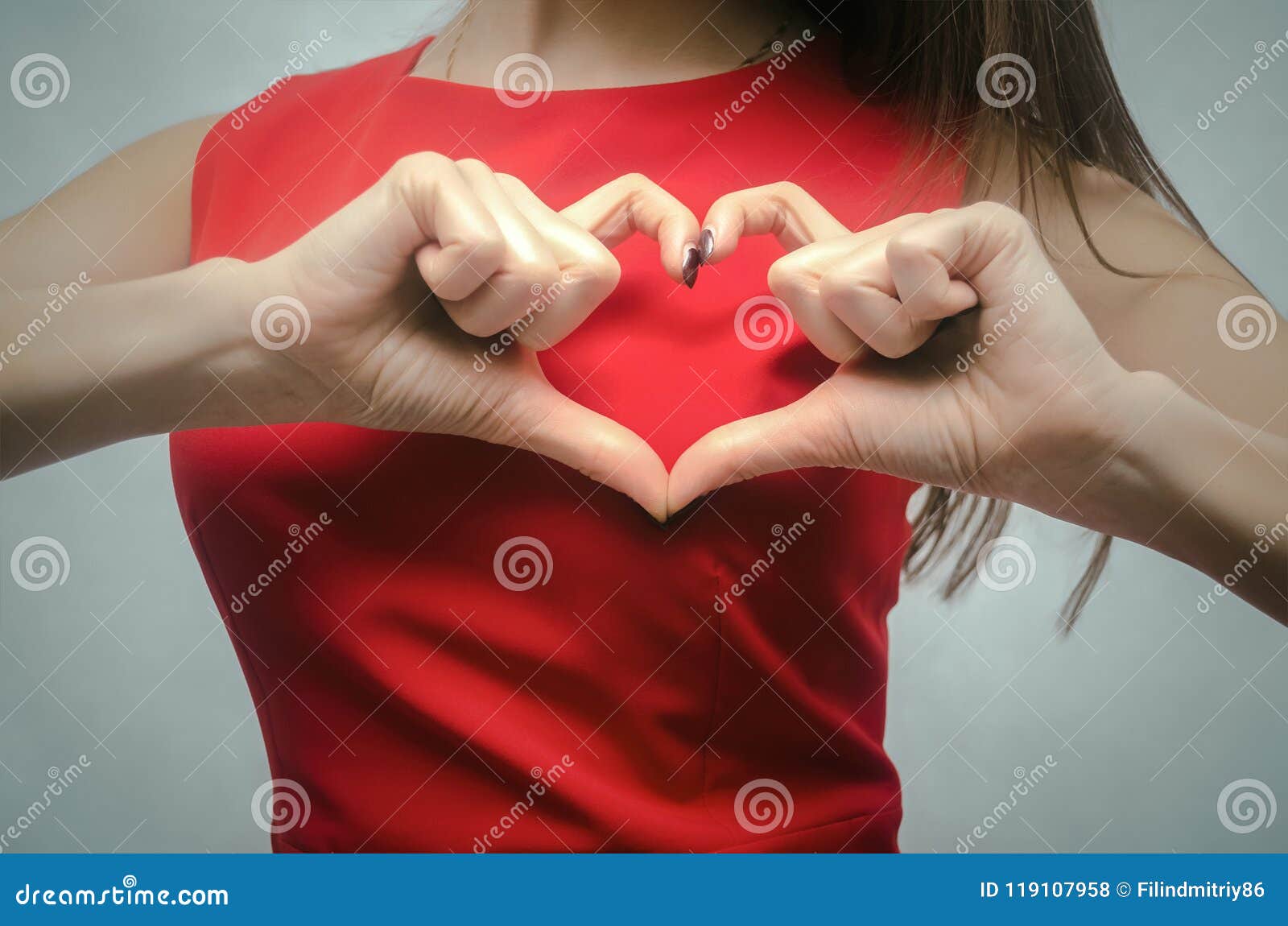 Amour Signe De Main De Forme De Coeur Photo stock - Image of isolement ...