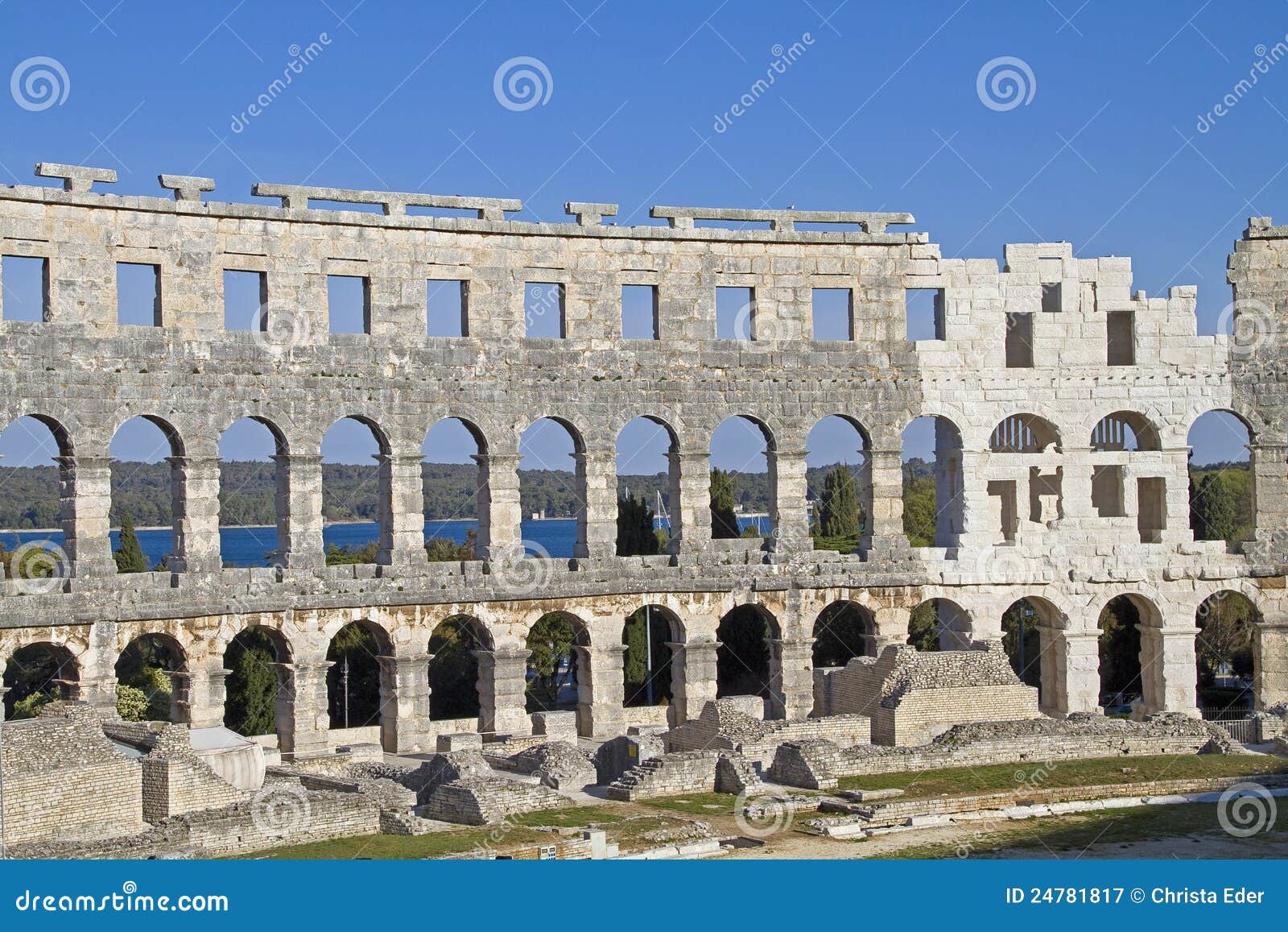 Amphitheater in Pula stock image. Image of city, roman - 24781817