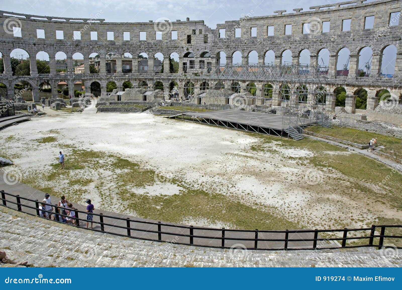 Amphitheatre editorial stock image. Image of famous, summer - 919274