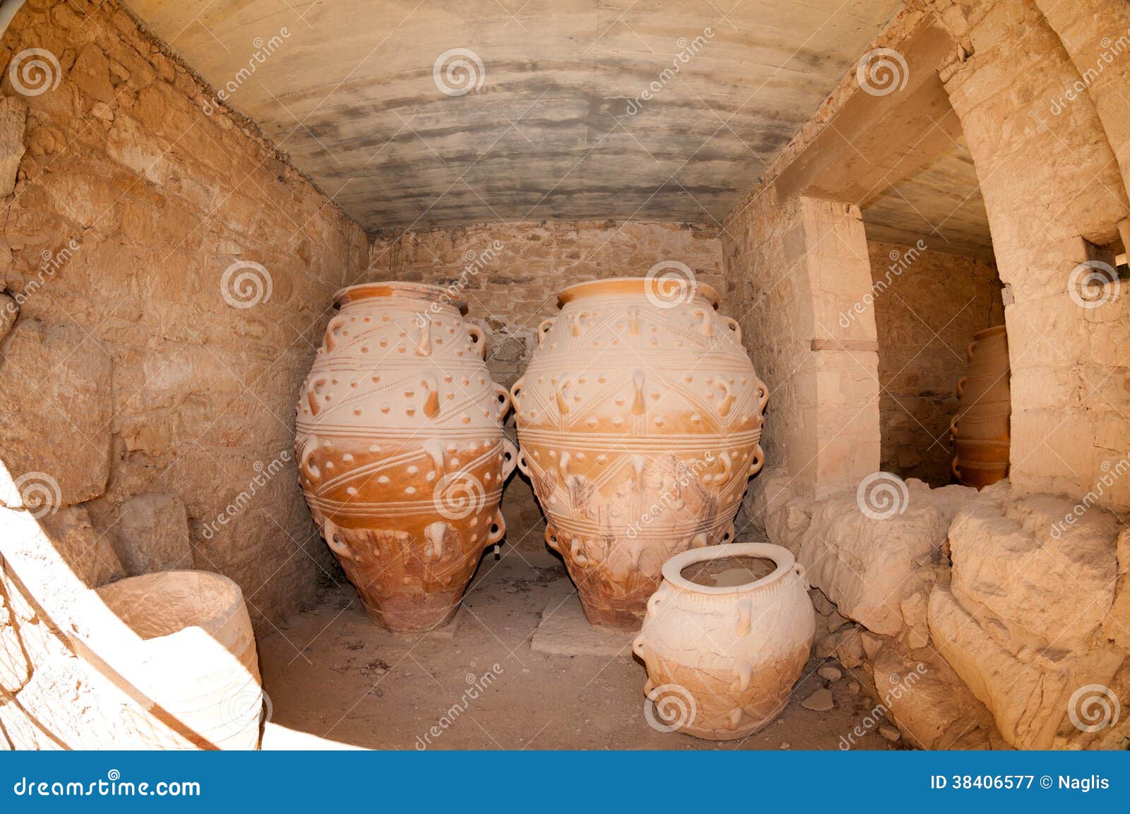 Amphoras stock image. Image of palace, museum, amphora - 38406577