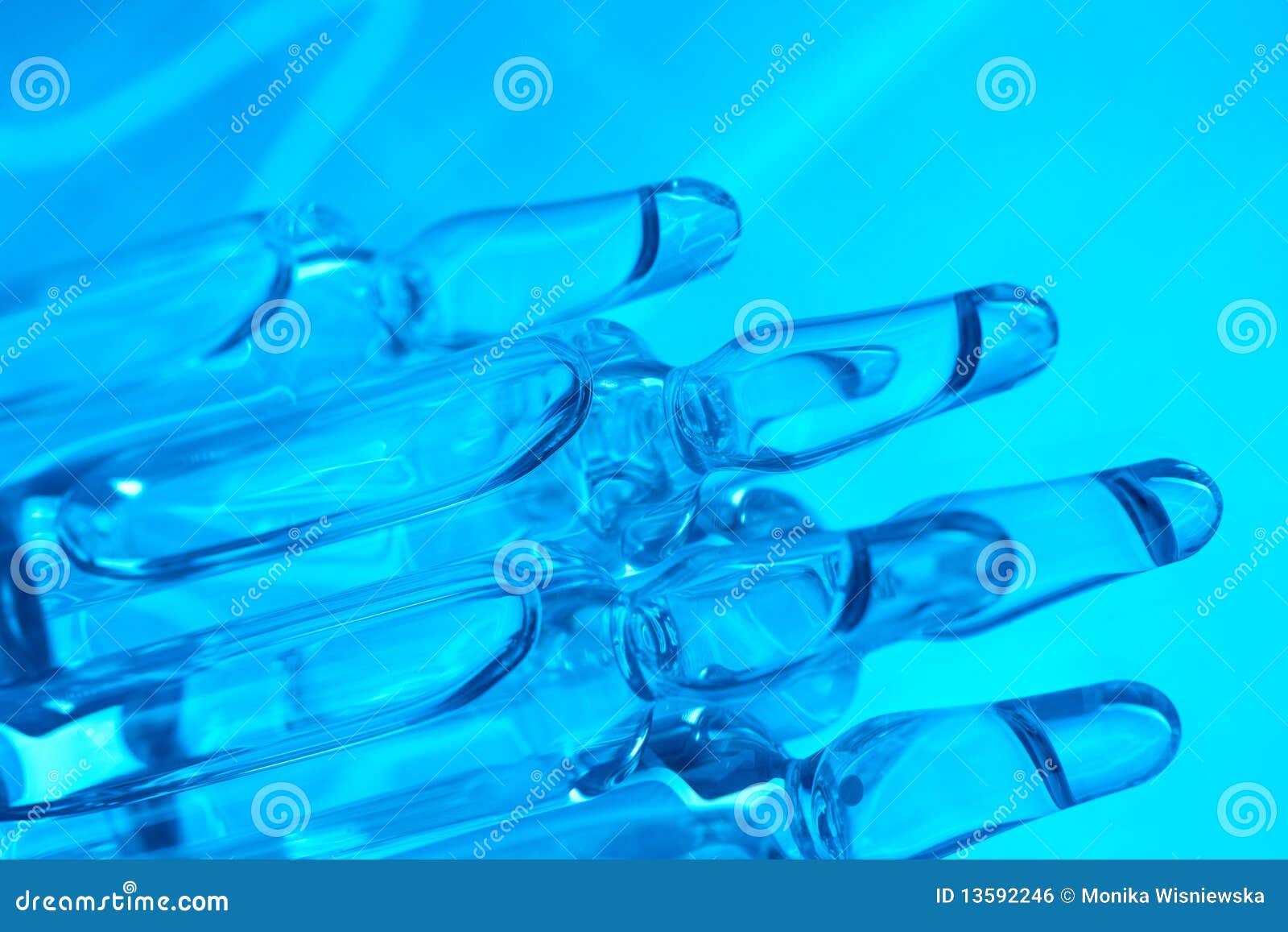 Ampola de vidro foto de stock. Imagem de ciência, cuidado - 13592246