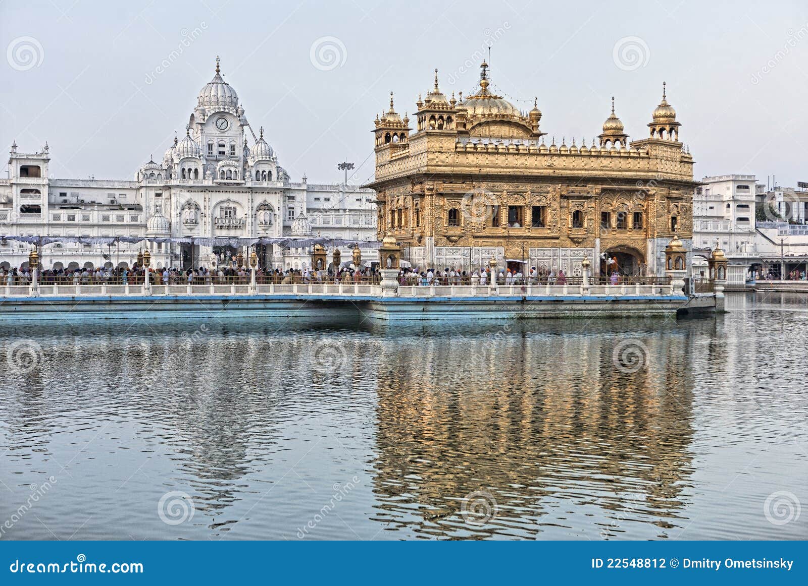 Amritsar Sikh Golden Temple Stock Photo - Image of sunset, water: 22548812