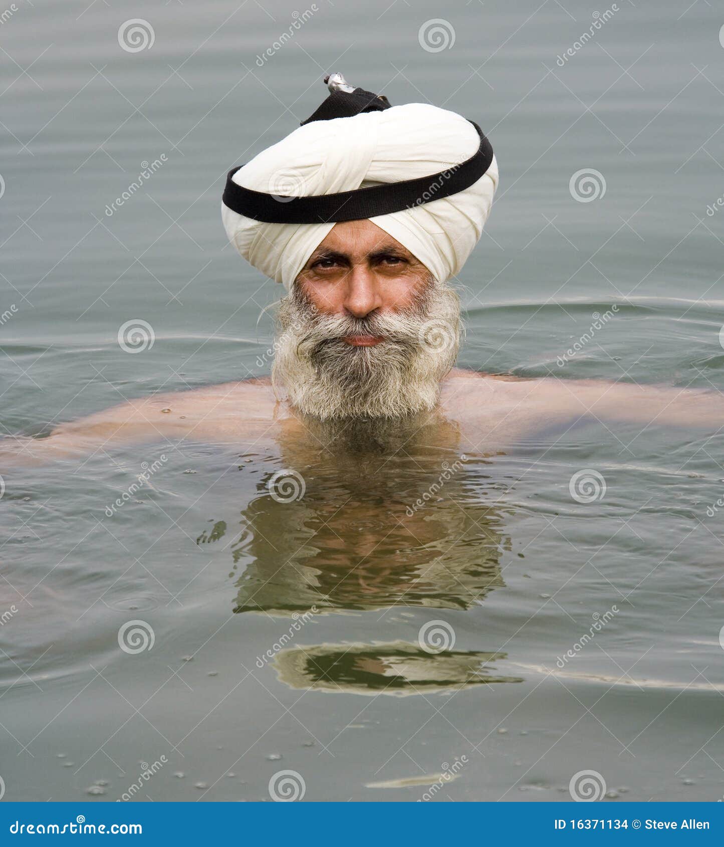 Amritsar - Sikh Man Bathing in Sacred Pool Editorial Stock Image ...