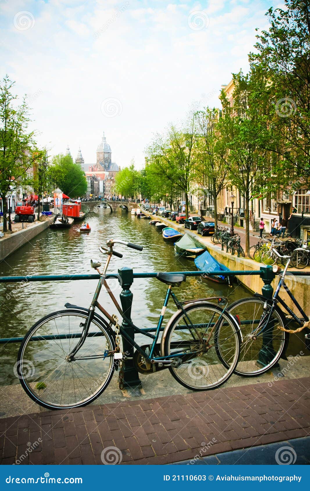 Amsterdam Bicycles and Canal Editorial Stock Photo - Image of ...