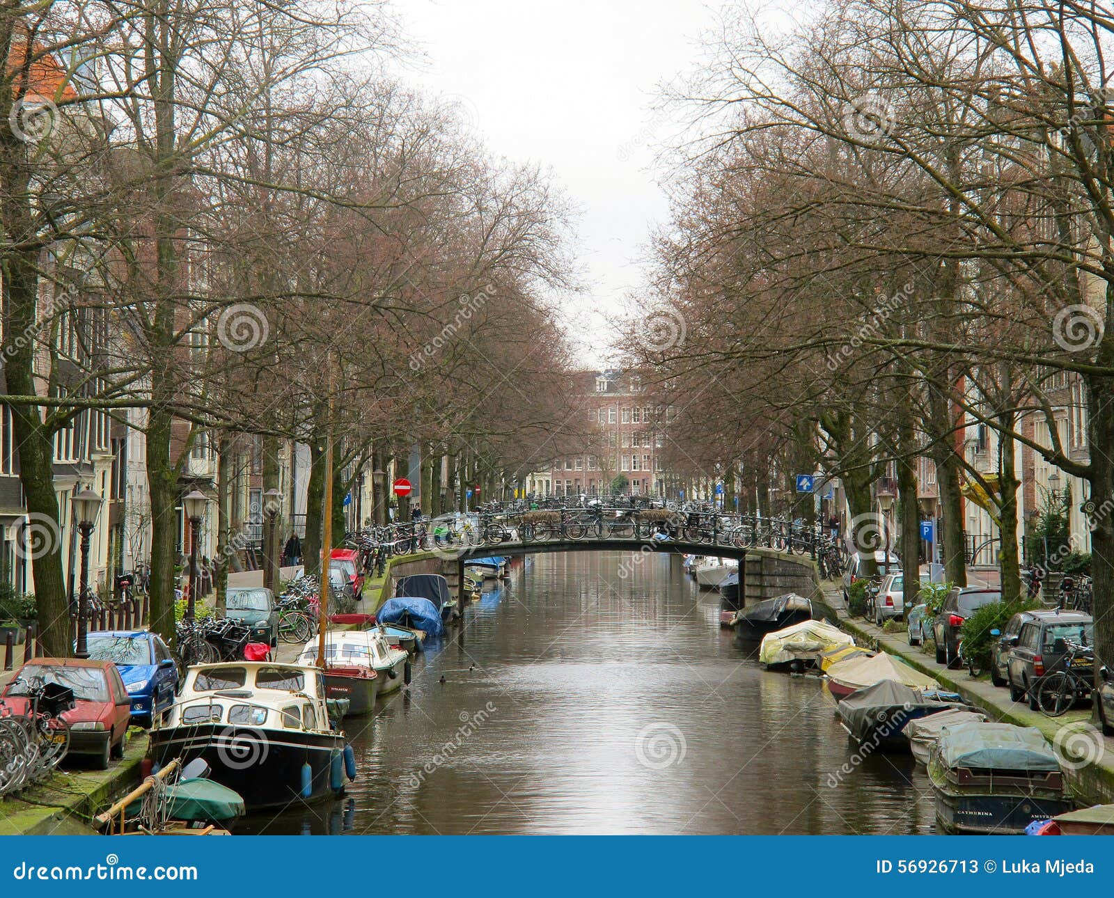 Amsterdam Homes on Water Canals 0847 Editorial Stock Photo - Image of ...