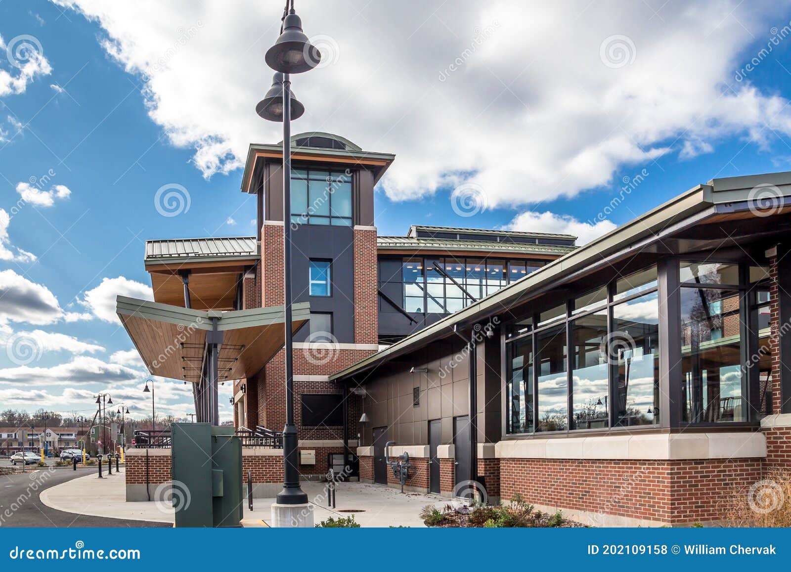 Amtrak Station at Berlin, Connecticut Editorial Stock Photo - Image of ...