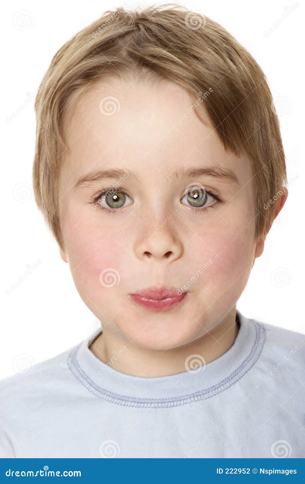 Amuo do menino foto de stock. Imagem de olhar, infância - 222952