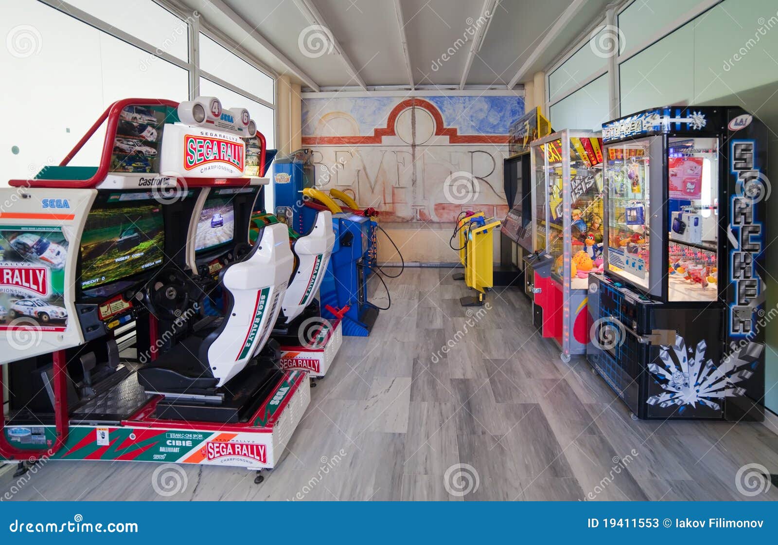 Amusement machines editorial stock photo. Image of interior - 19411553