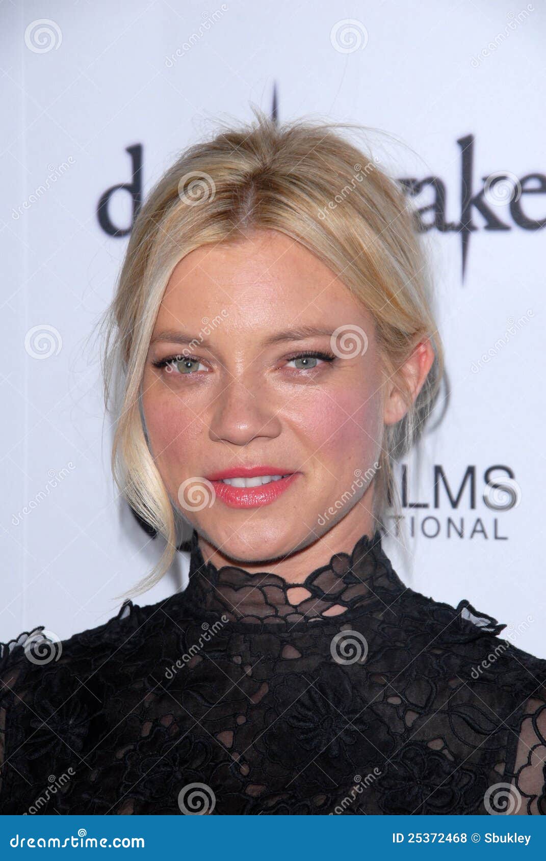 Amy Smart,the Dead editorial stock photo. Image of premiere - 25372468