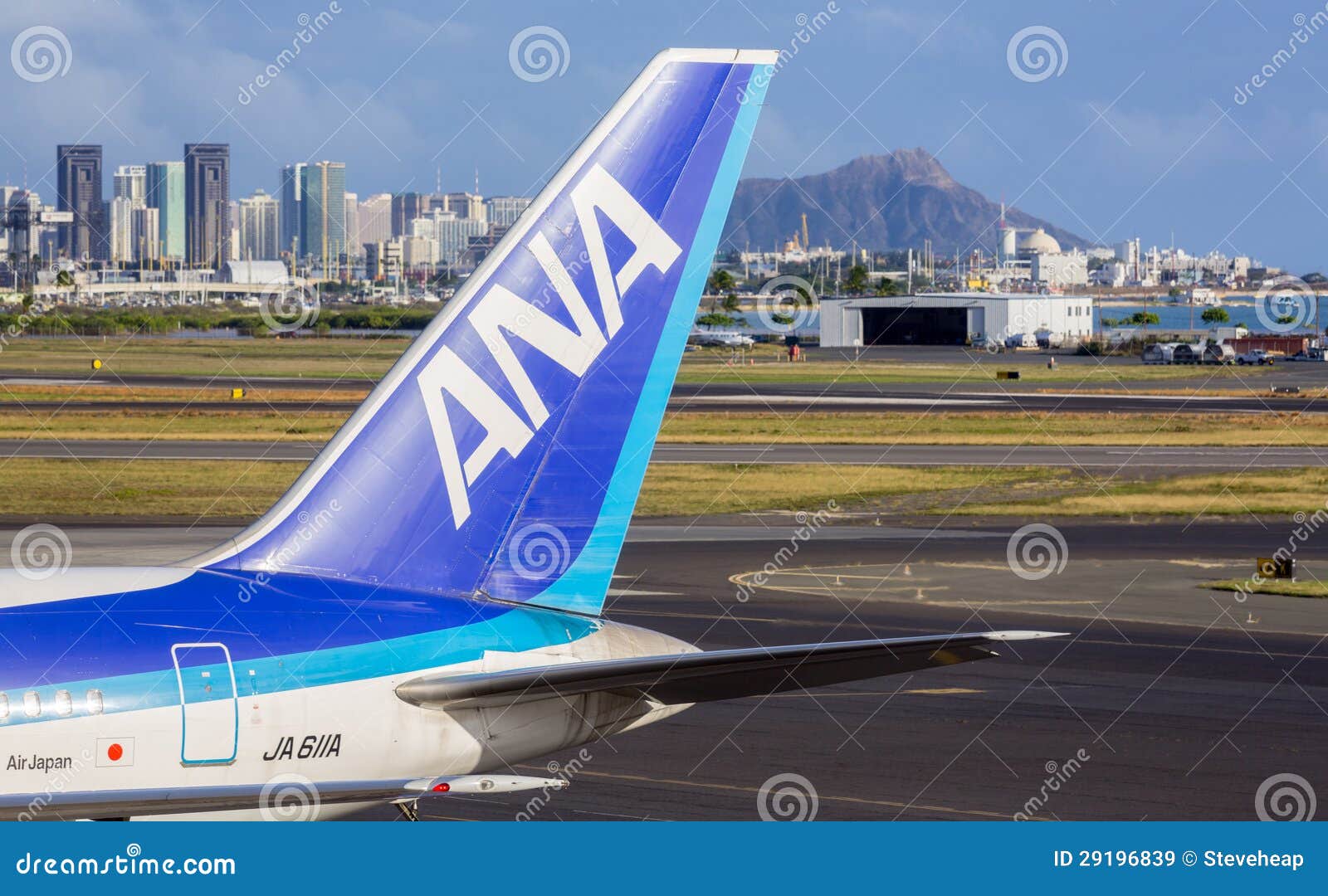 ANA Boeing 767 at Honolulu Airport Editorial Stock Image - Image of ...