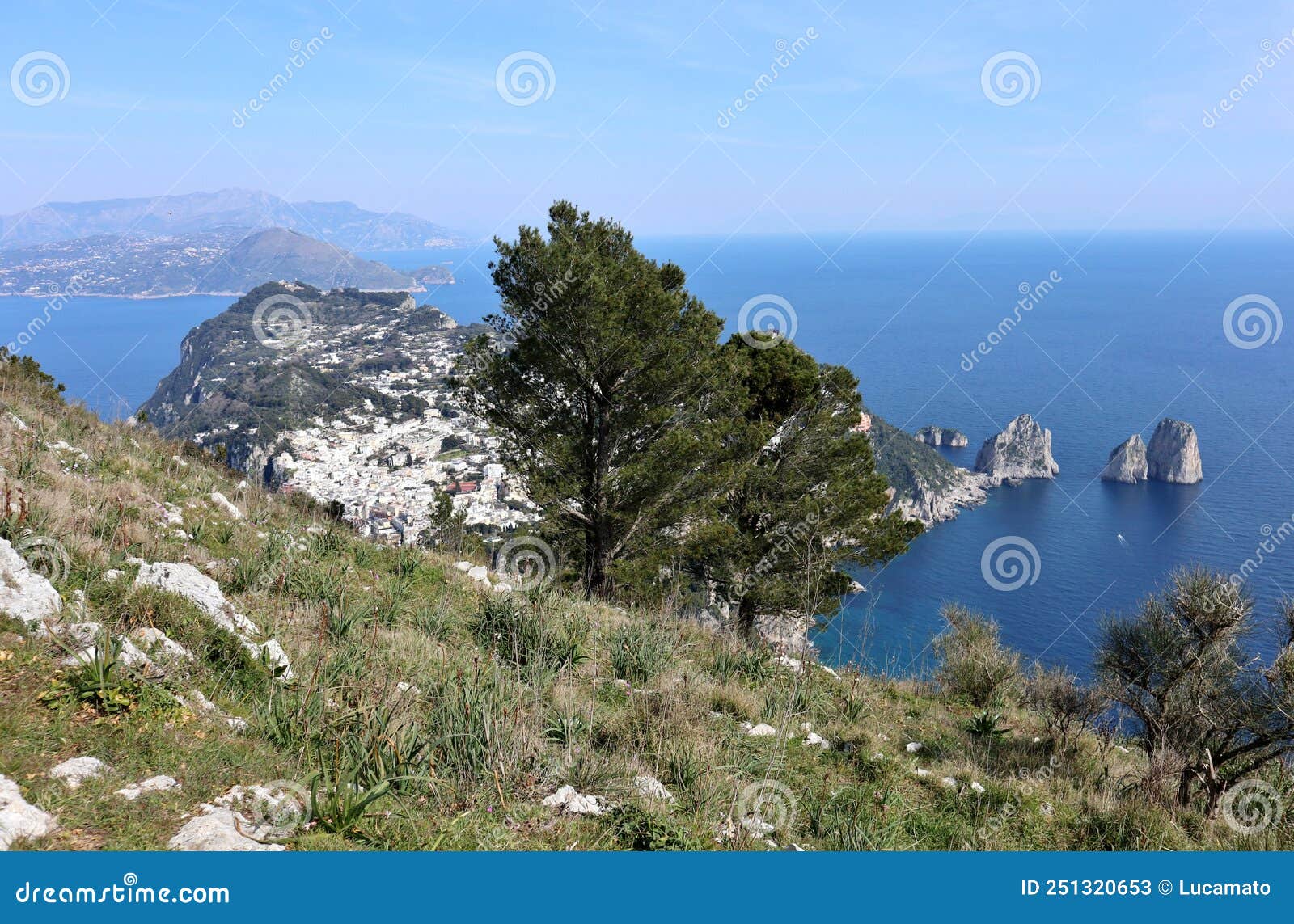 Anacapri - I Faraglioni Dall`Eremo Di Santa Maria A Cetrella Royalty ...