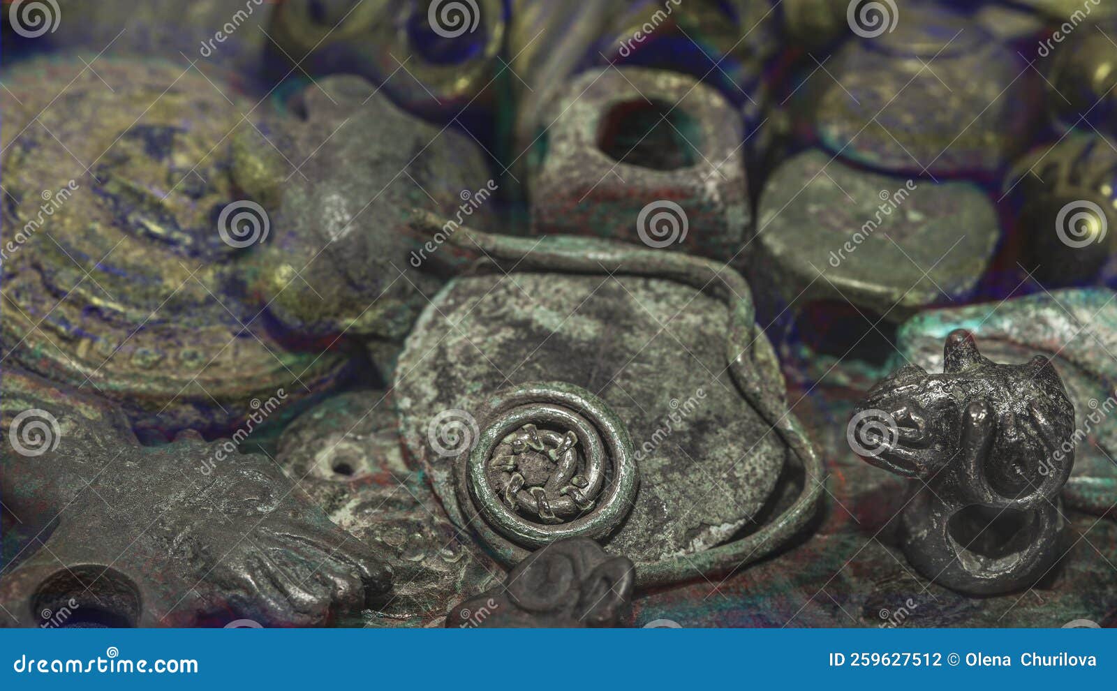 Anaglyph Effect . Ancient Scythian Bronze Objects of the Scythians ...