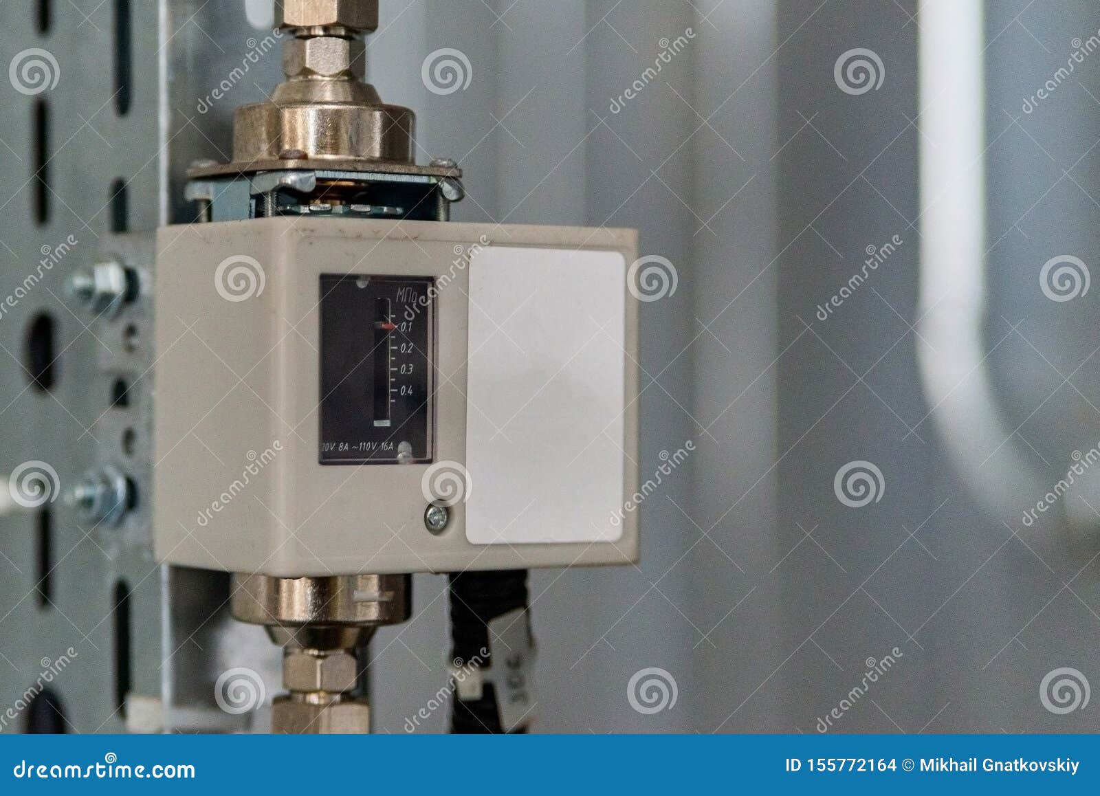Analog Device Regulator for Efficient Automated Heating System Stock ...