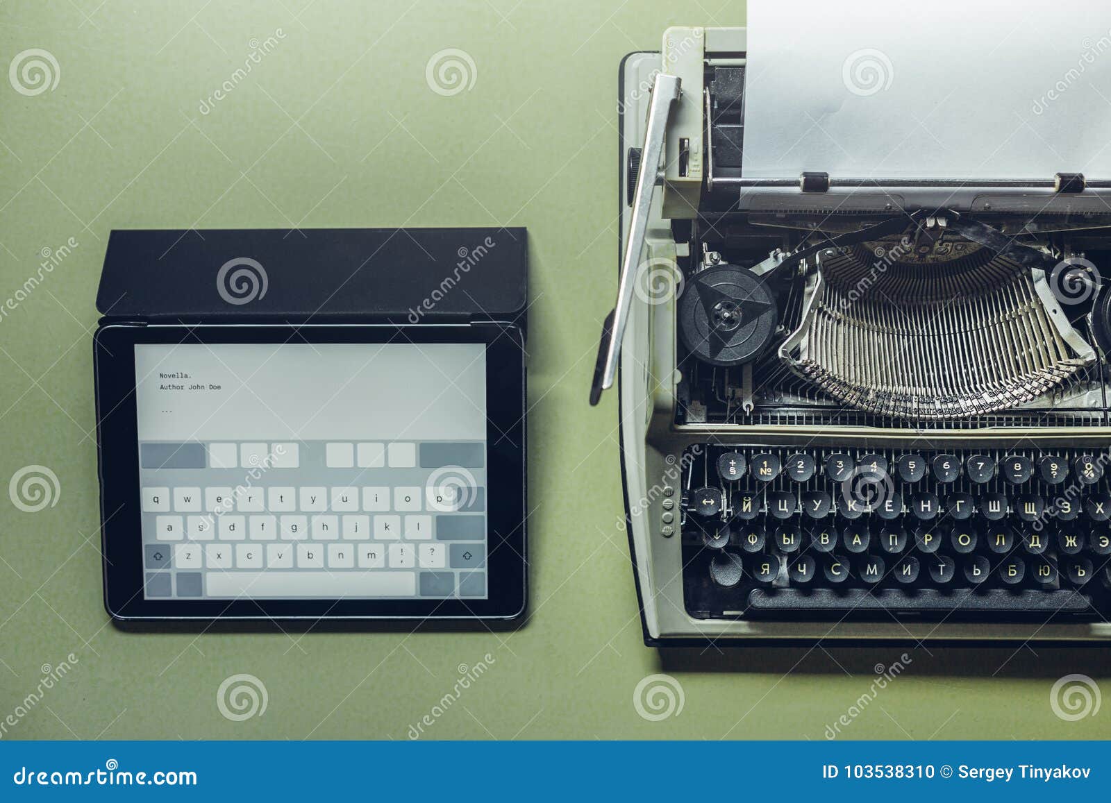 Old Typewriters Royalty-Free Stock Photo | CartoonDealer.com #204292383