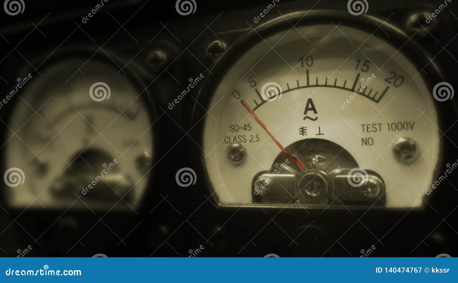Analog Electronic Volt Measure Multimeter with Round Shape Panels ...