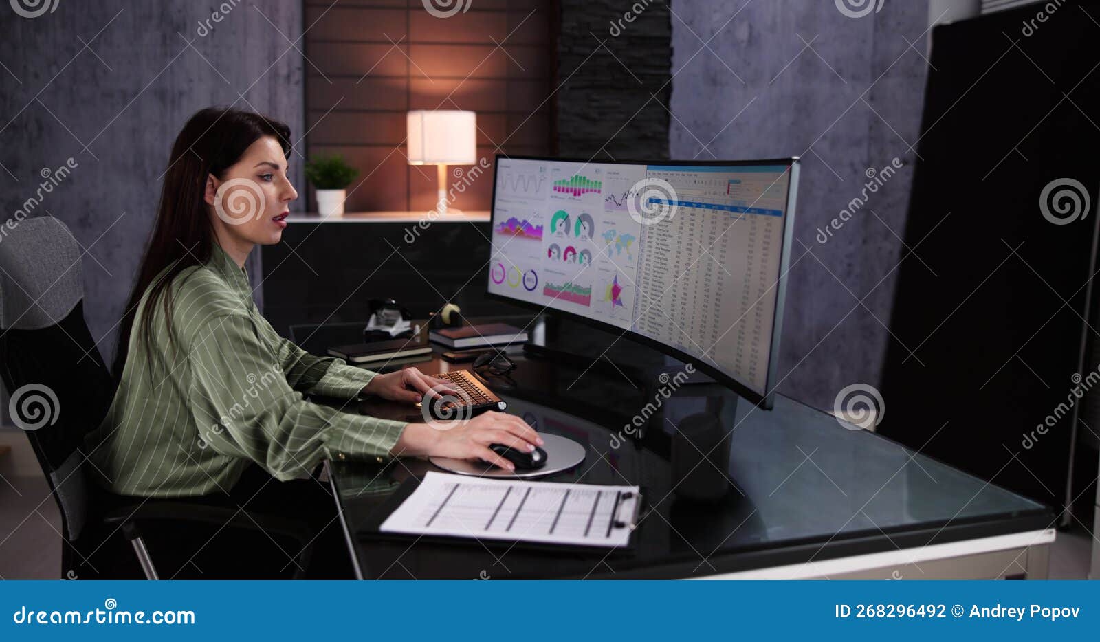 Analyst Women Looking at KPI Data Stock Photo - Image of advisor ...