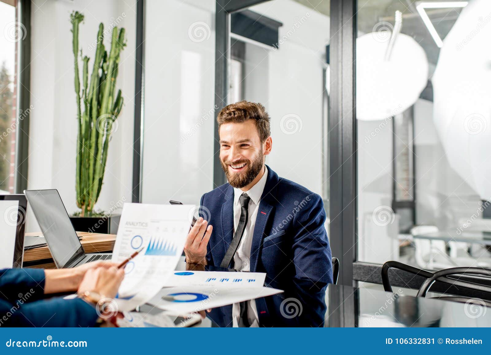 Analytic Manager Working at the Office Stock Image - Image of plan ...