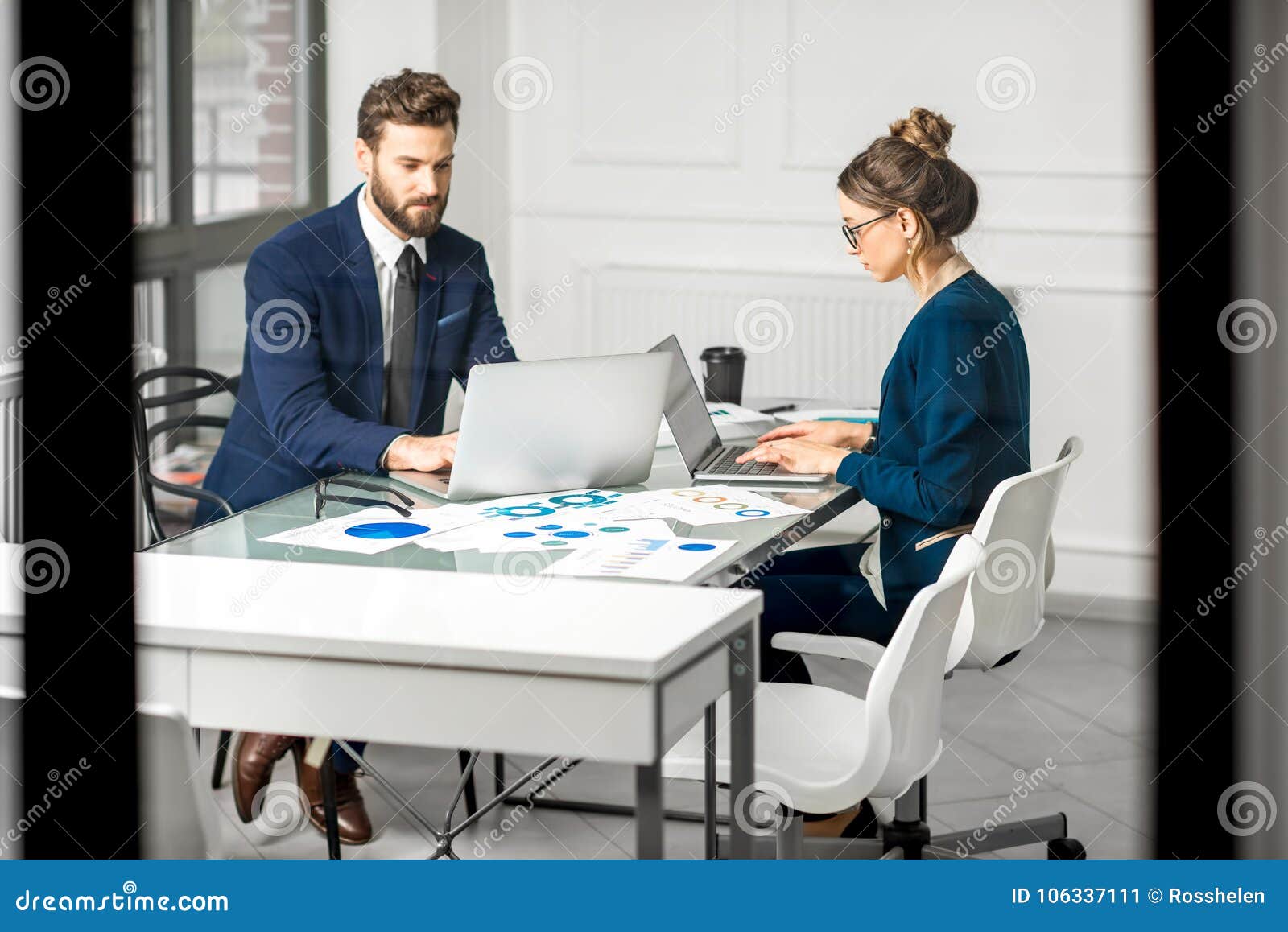Analytic Managers Team Working at the Office Stock Image - Image of ...