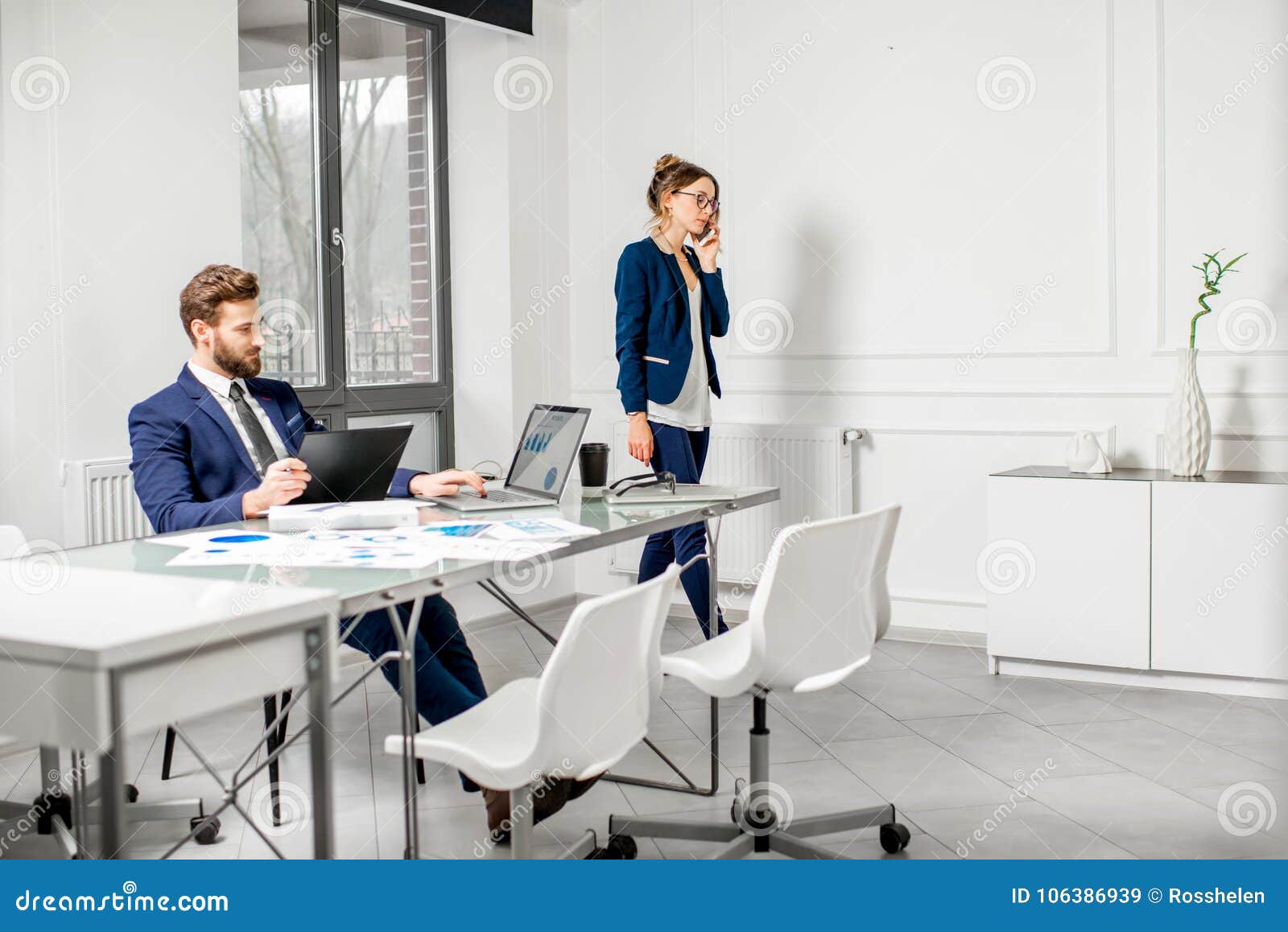 Analytic Managers Team Working at the Office Stock Image - Image of ...