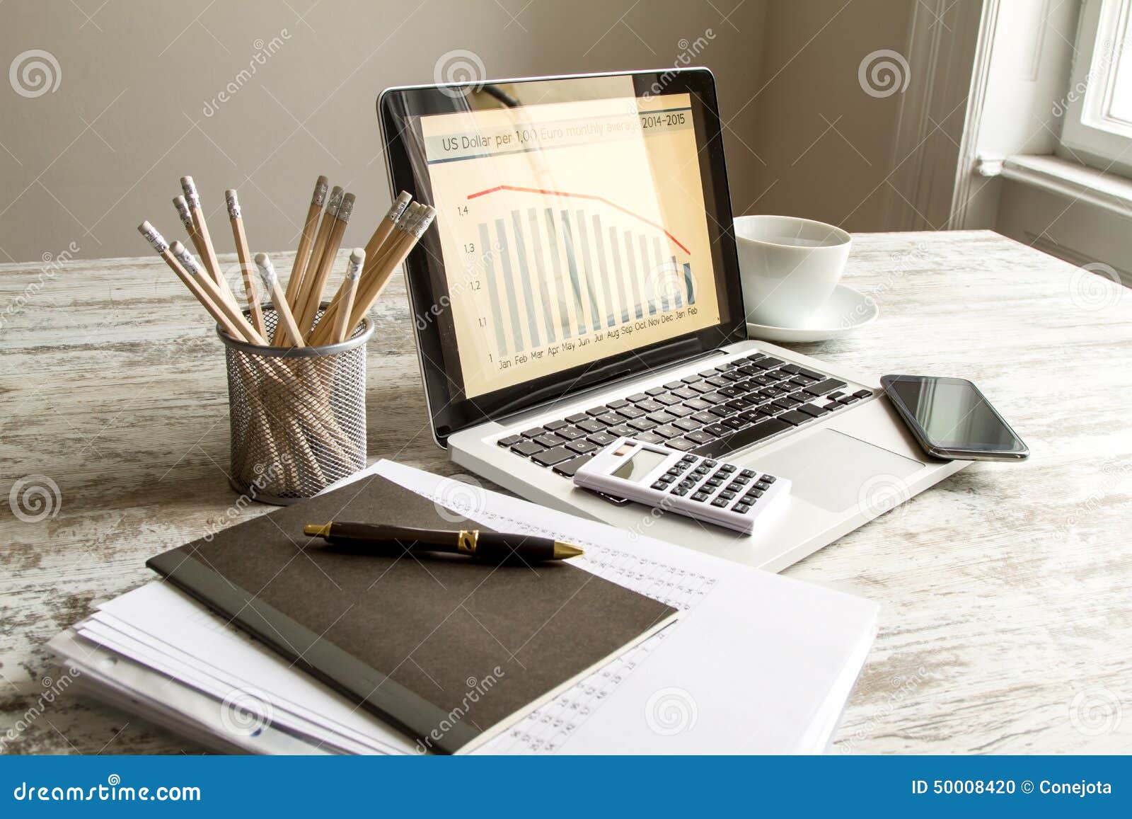 Analyzing Graphics with Evolution Exchange Rate Euro Dollar Stock Photo ...