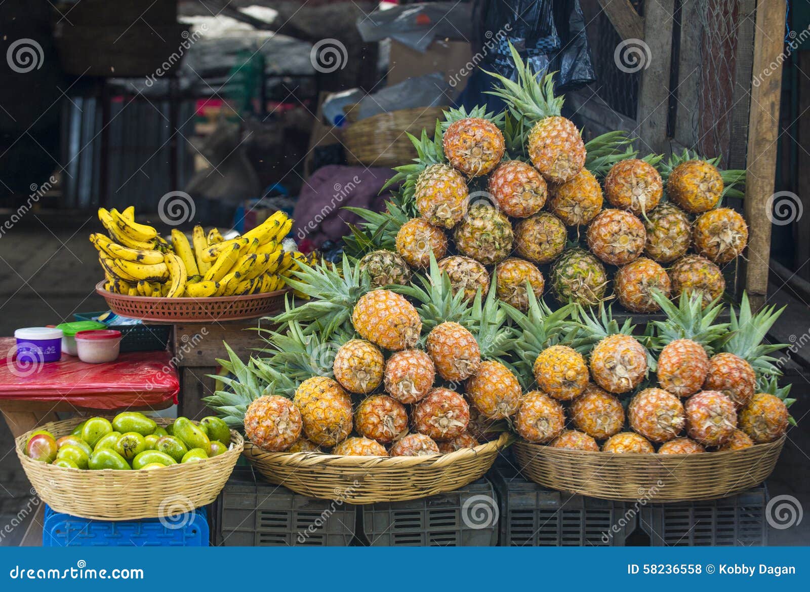 Ananas photo stock. Image du nature, vitamine, guatemala - 58236558