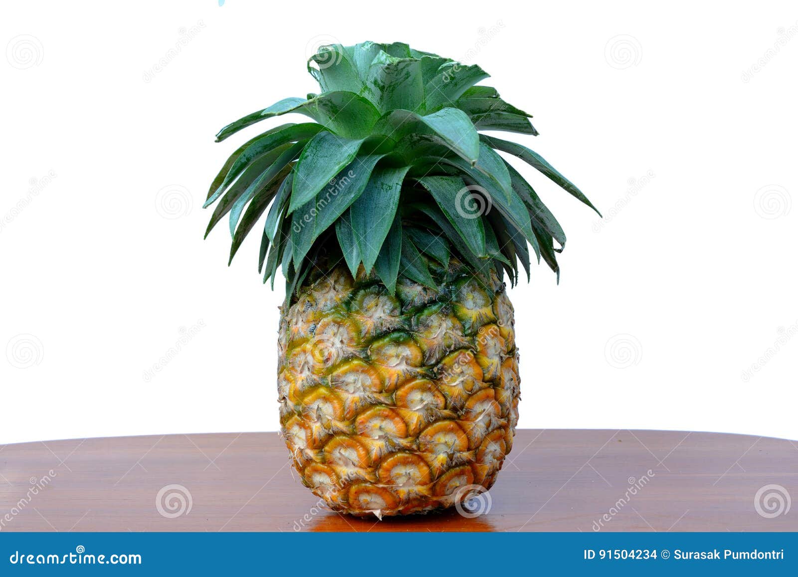 Ananas photo stock. Image du rafraîchissement, nature - 91504234