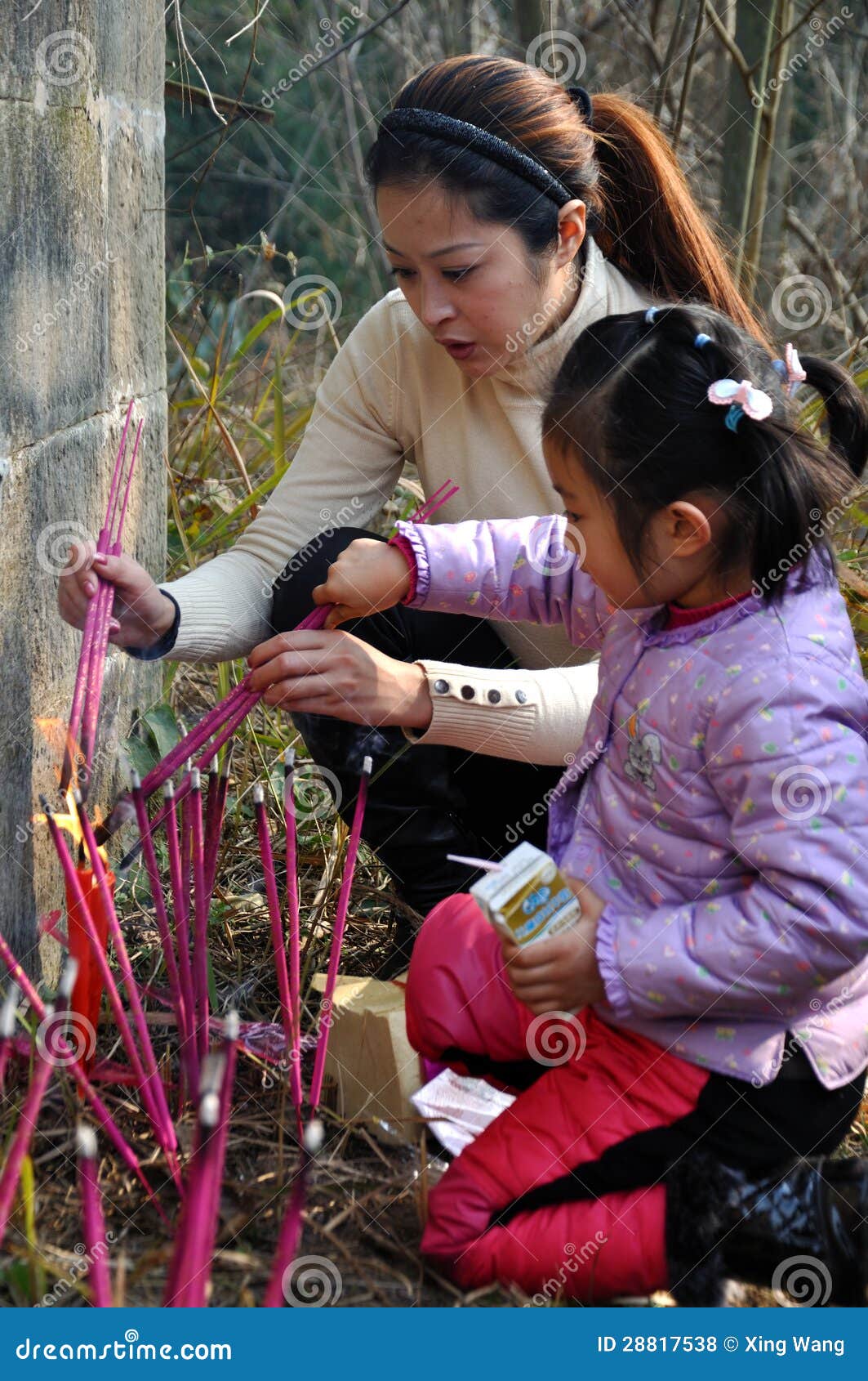 Ancestor Veneration in China Editorial Stock Photo - Image of burnt ...
