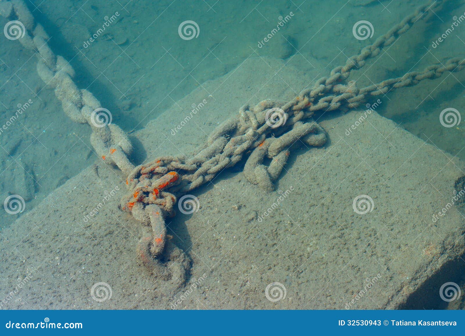 Anchor Chain Underwater in the Sea Stock Image - Image of growth, metal ...