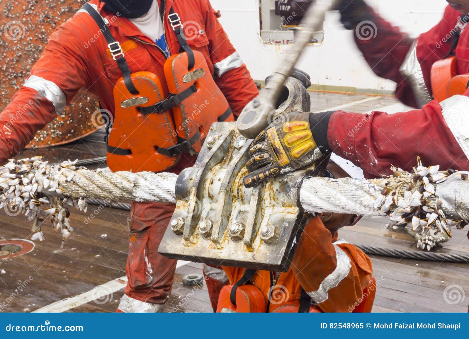 Anchor Handling stock image. Image of marine, deck, oilfield - 82548965