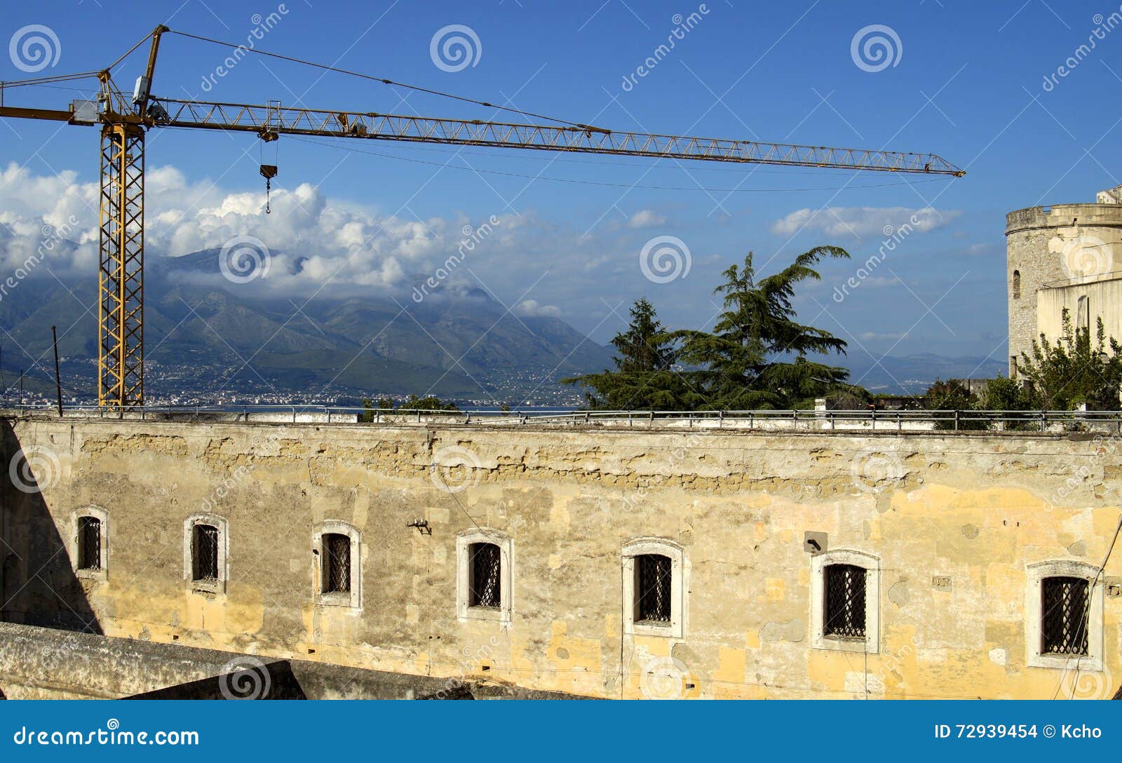 Ancienne Prison Militaire De Travail En Cours Photo stock - Image du ...