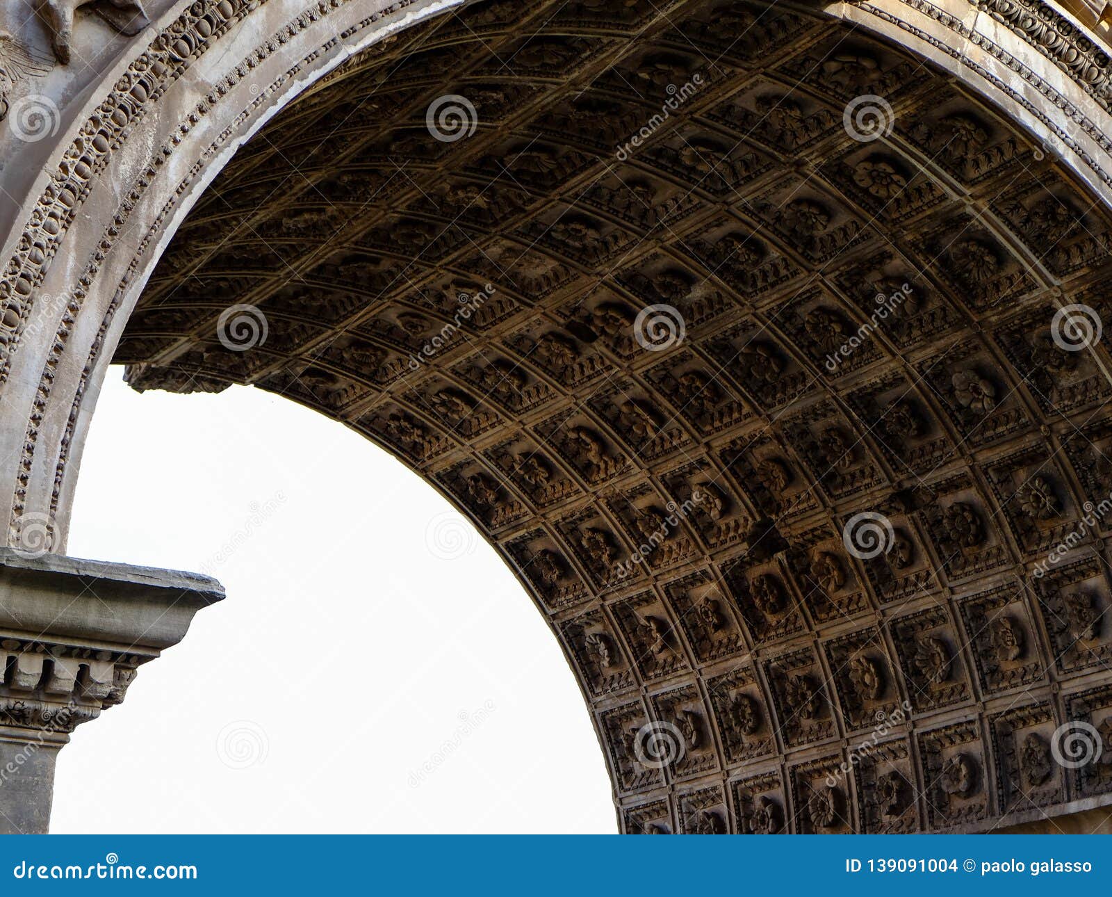Ancient arch in rome stock photo. Image of rome, bright - 139091004