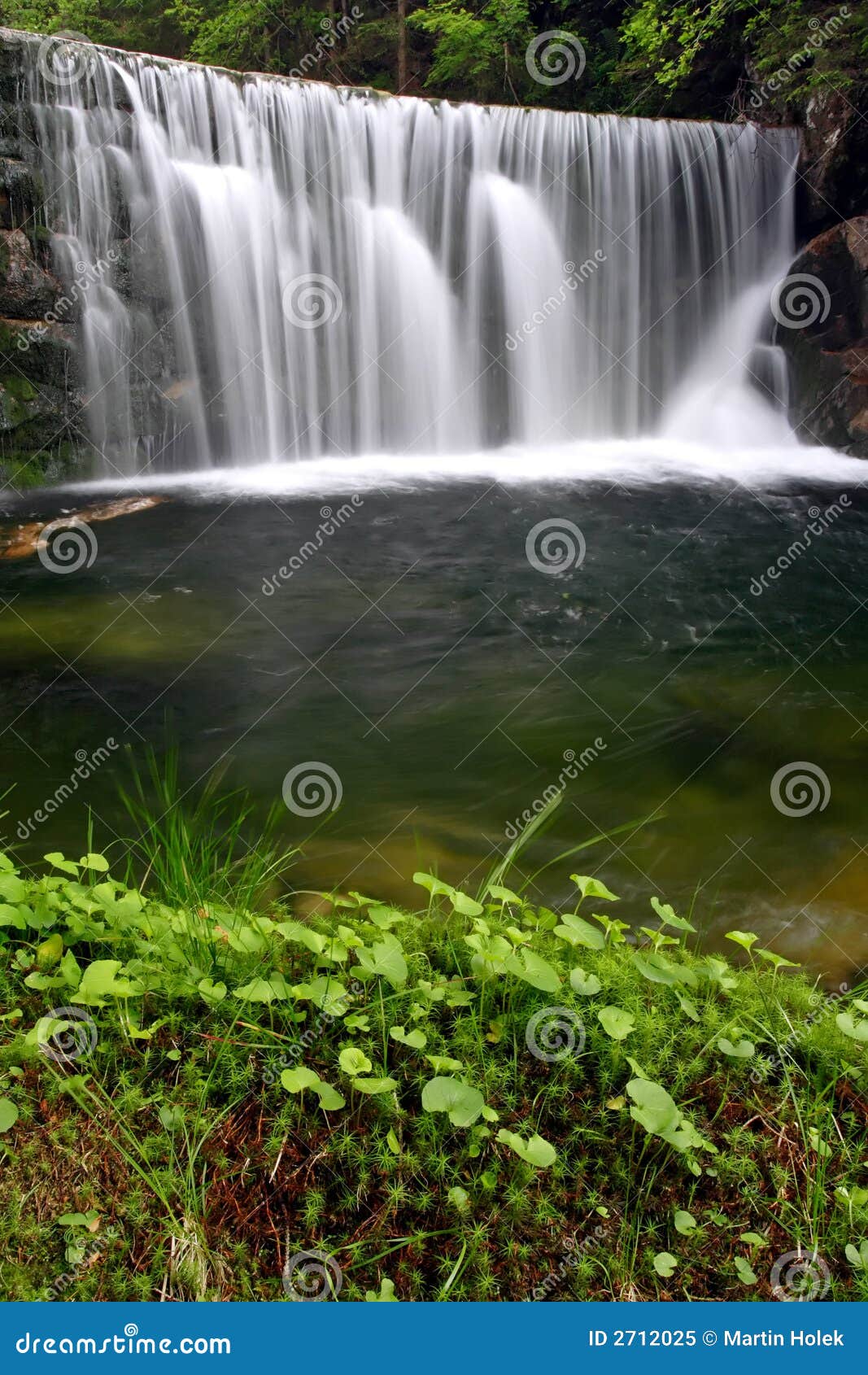 Ancient Artificial Waterfall Stock Image - Image of slade, calm: 2712025