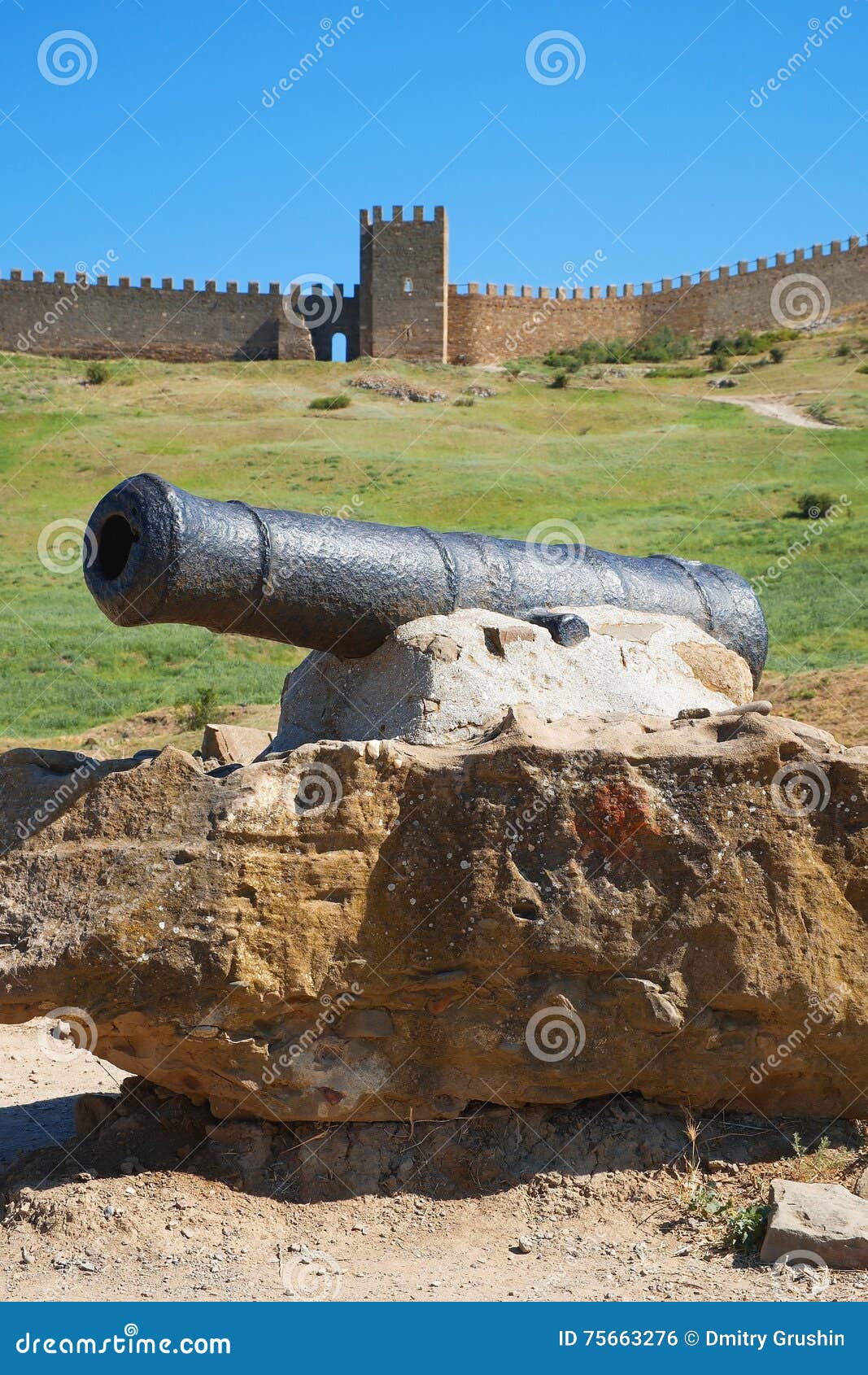 The Ancient Artillery Gun in the Exterior Stock Photo - Image of cannon ...